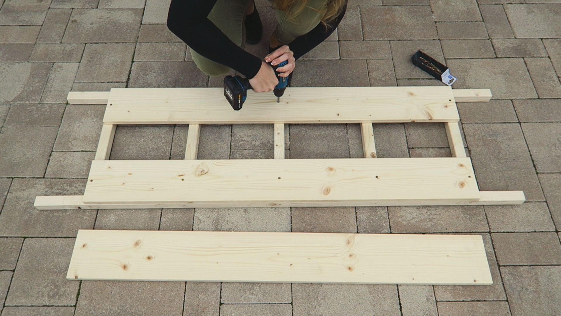 Mirror Ladder With Shelves VIDEO : 13 Steps (with Pictures) - Instructables