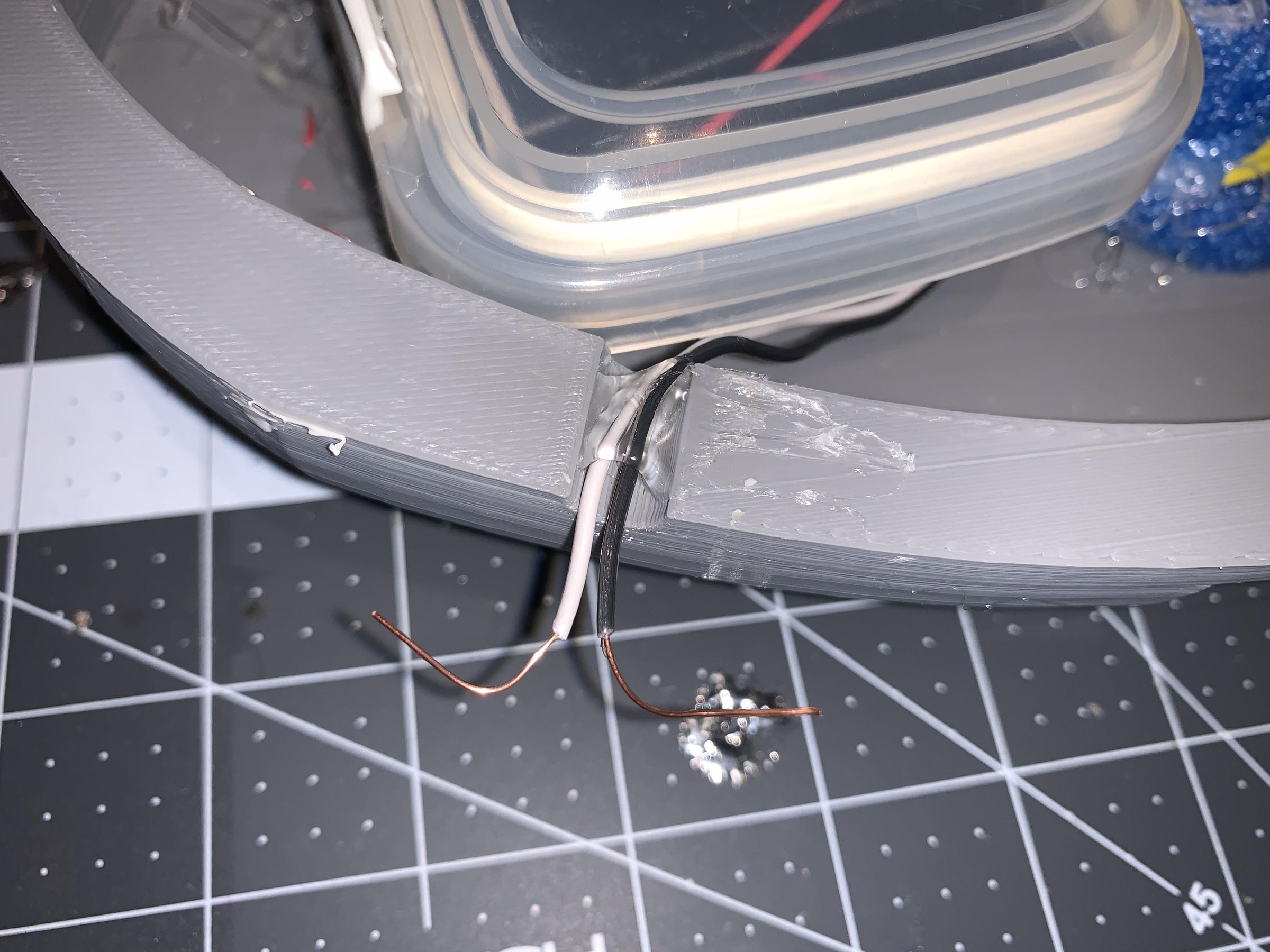 Create an Angler Fish Robot That Cruises and Lights Up! : 9 Steps (with ...