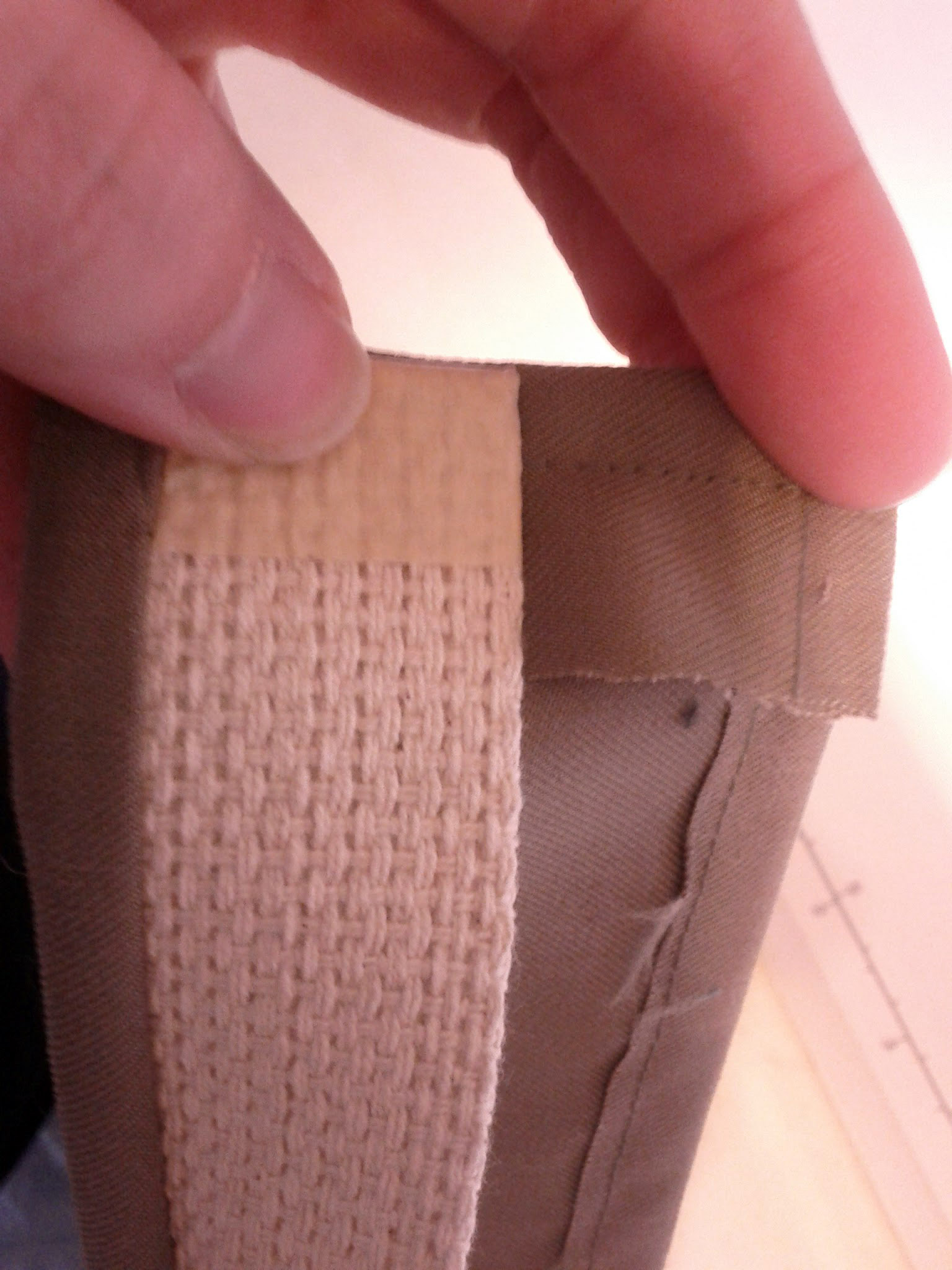 How to Cover a Bag Strap Using (Almost) No Pins : 10 Steps (with ...