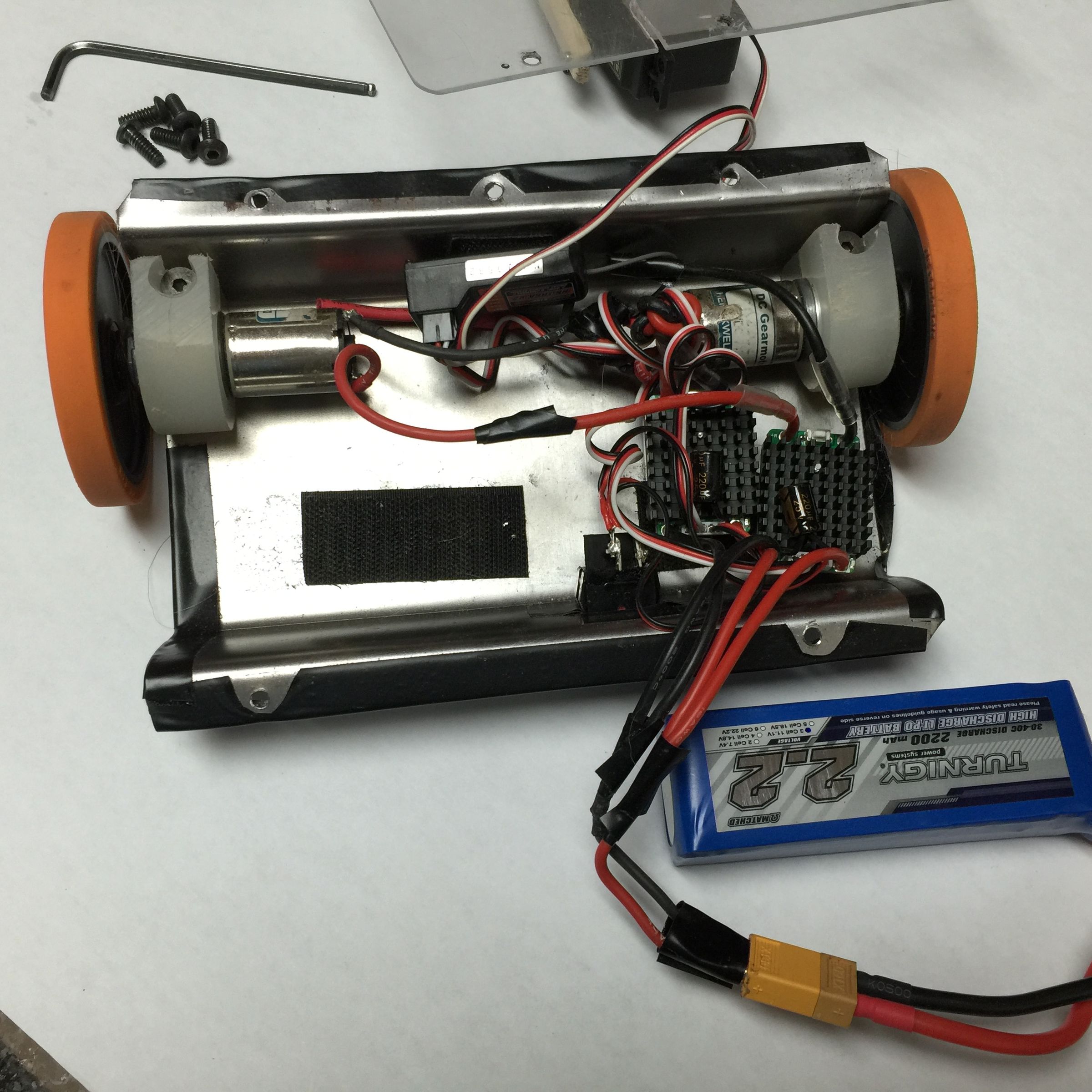 Simple RC Wedge Robot : 8 Steps (with Pictures) - Instructables