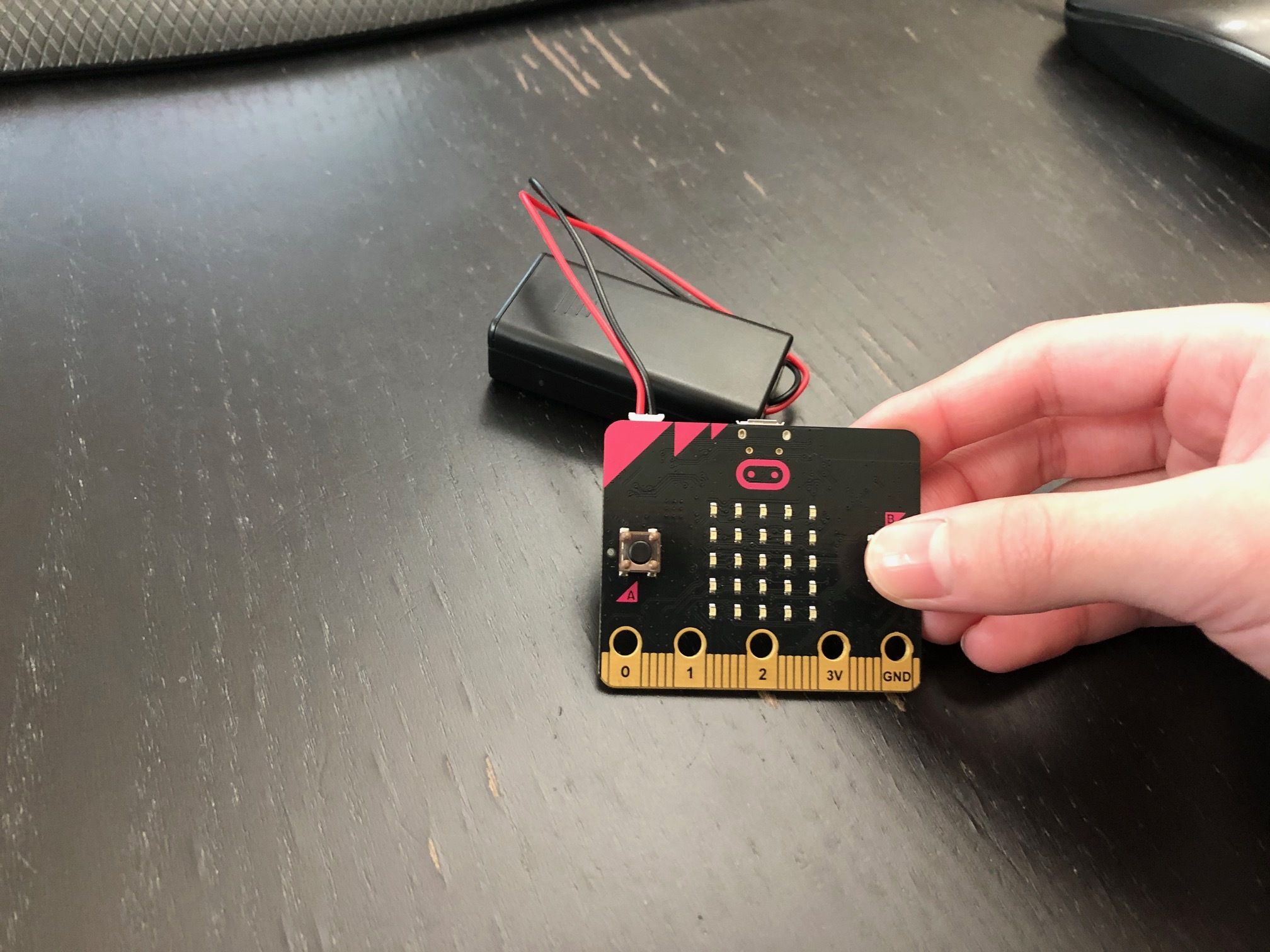 Microbit Magnet : 3 Steps - Instructables