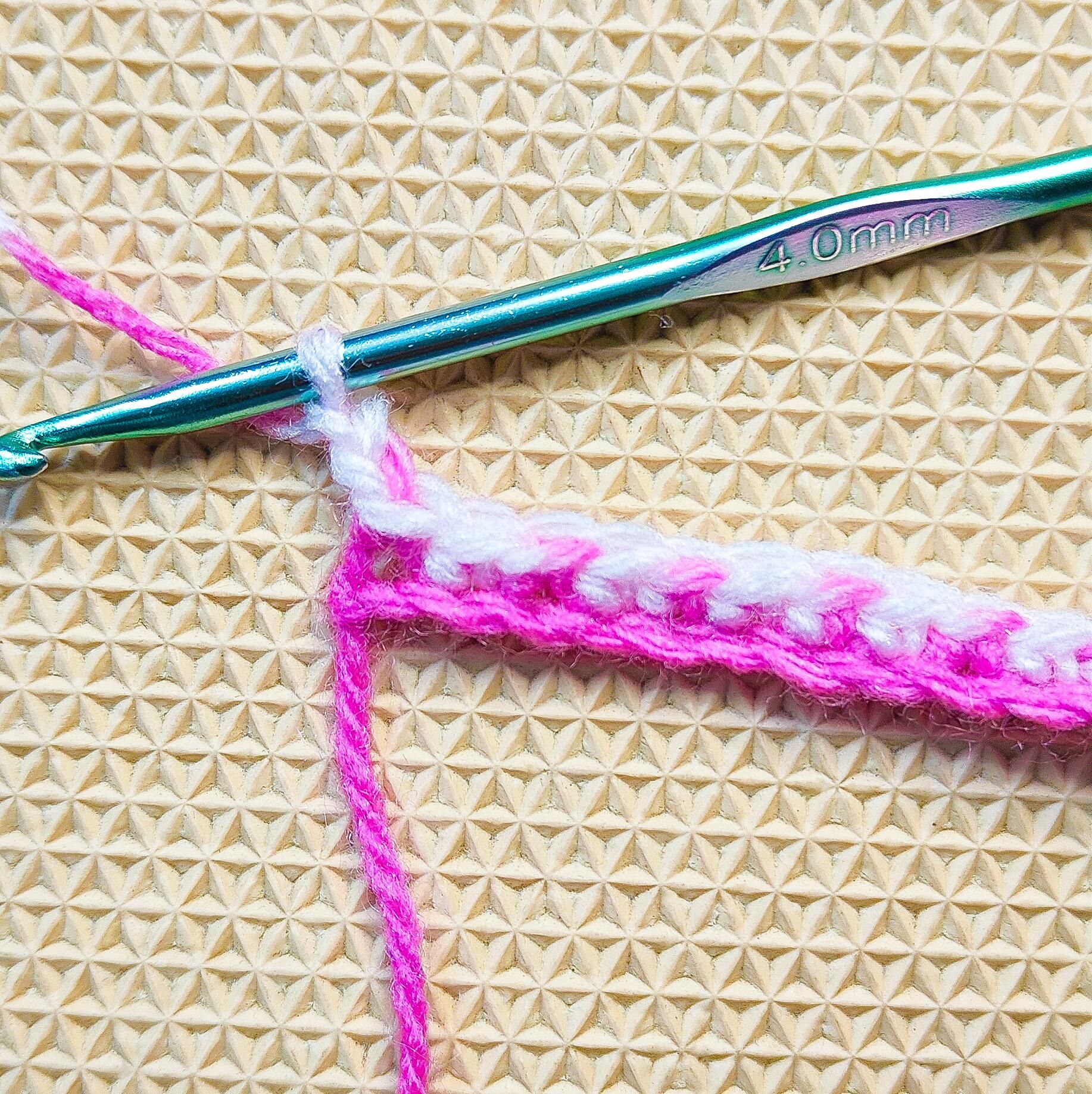 Easiest One Row Repeat Crochet Scarf Pattern : 6 Steps (with Pictures ...