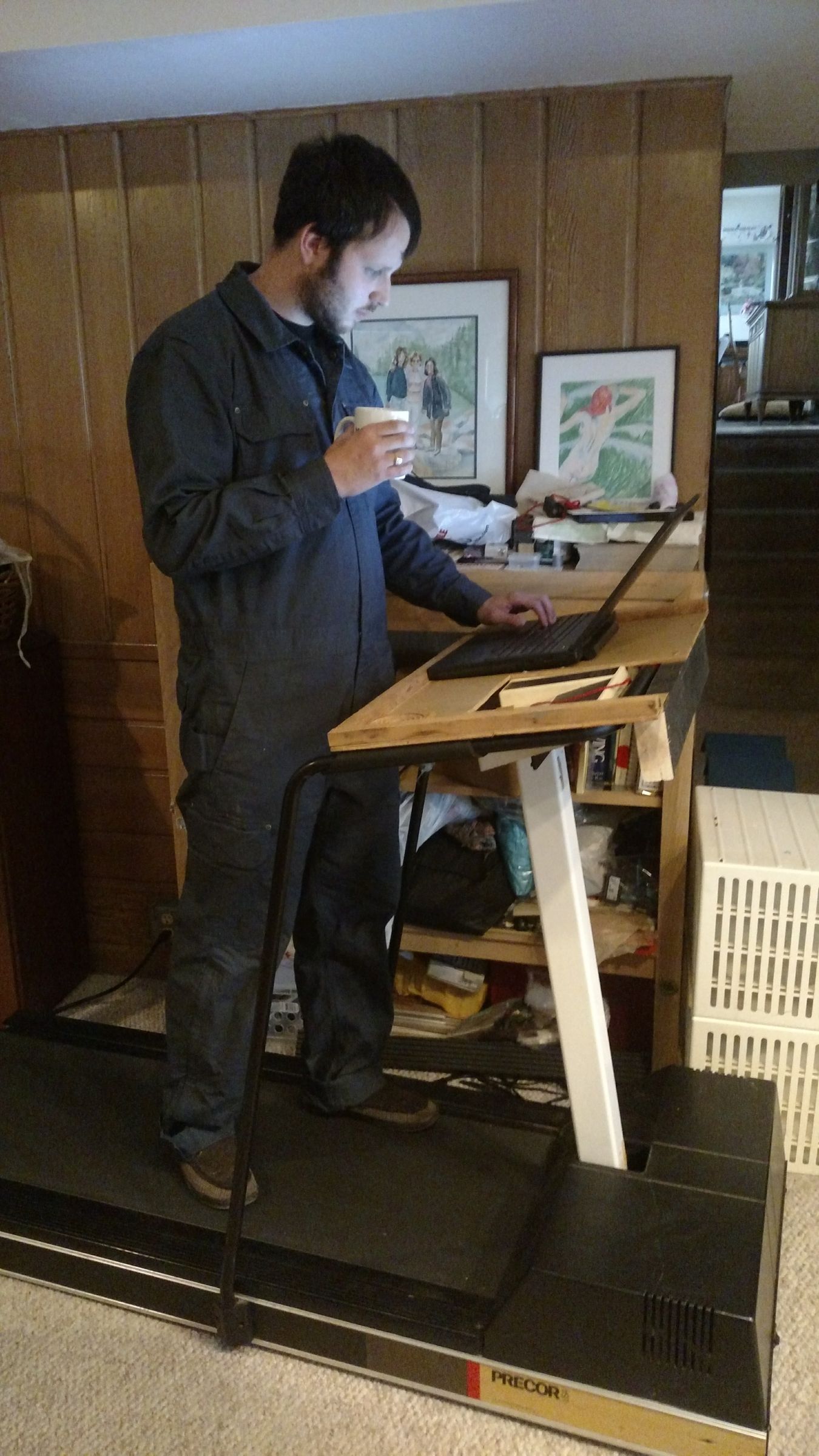 Treadmill Walking Desk/Shelf : 7 Steps (with Pictures) - Instructables