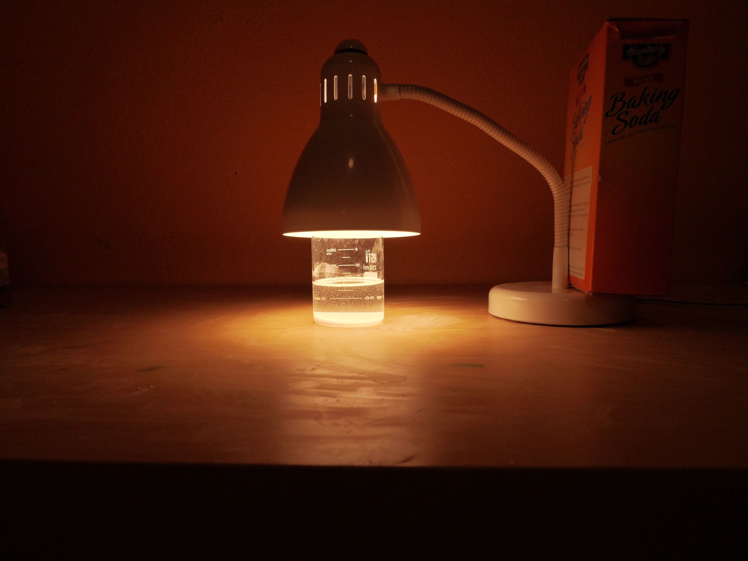 How to Make Lye From Baking Soda and Hydrogen Peroxide : 6 Steps (with ...