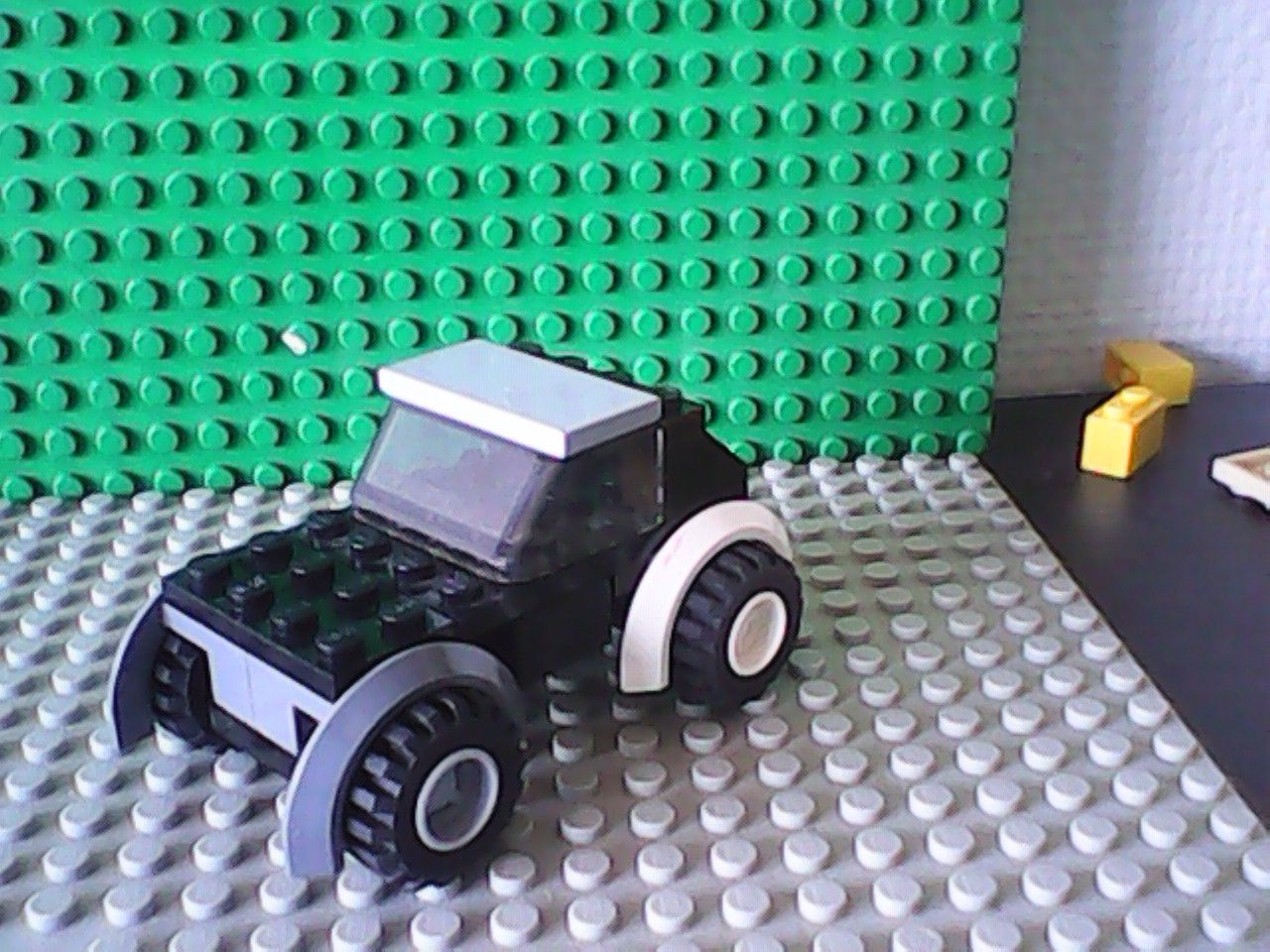 Simple Lego Car : 5 Steps - Instructables