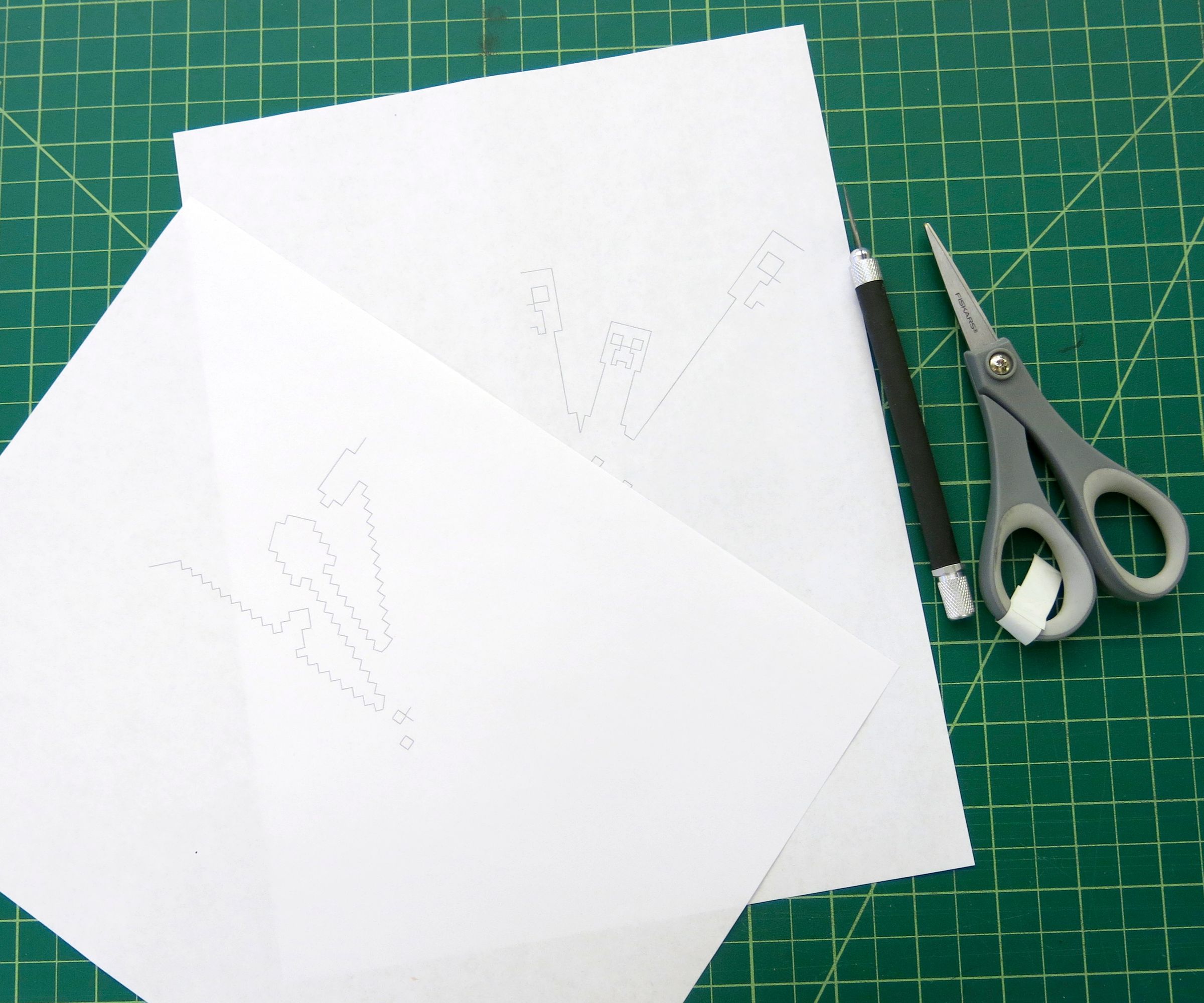 Minecraft Paper Snowflakes : 4 Steps (with Pictures) - Instructables