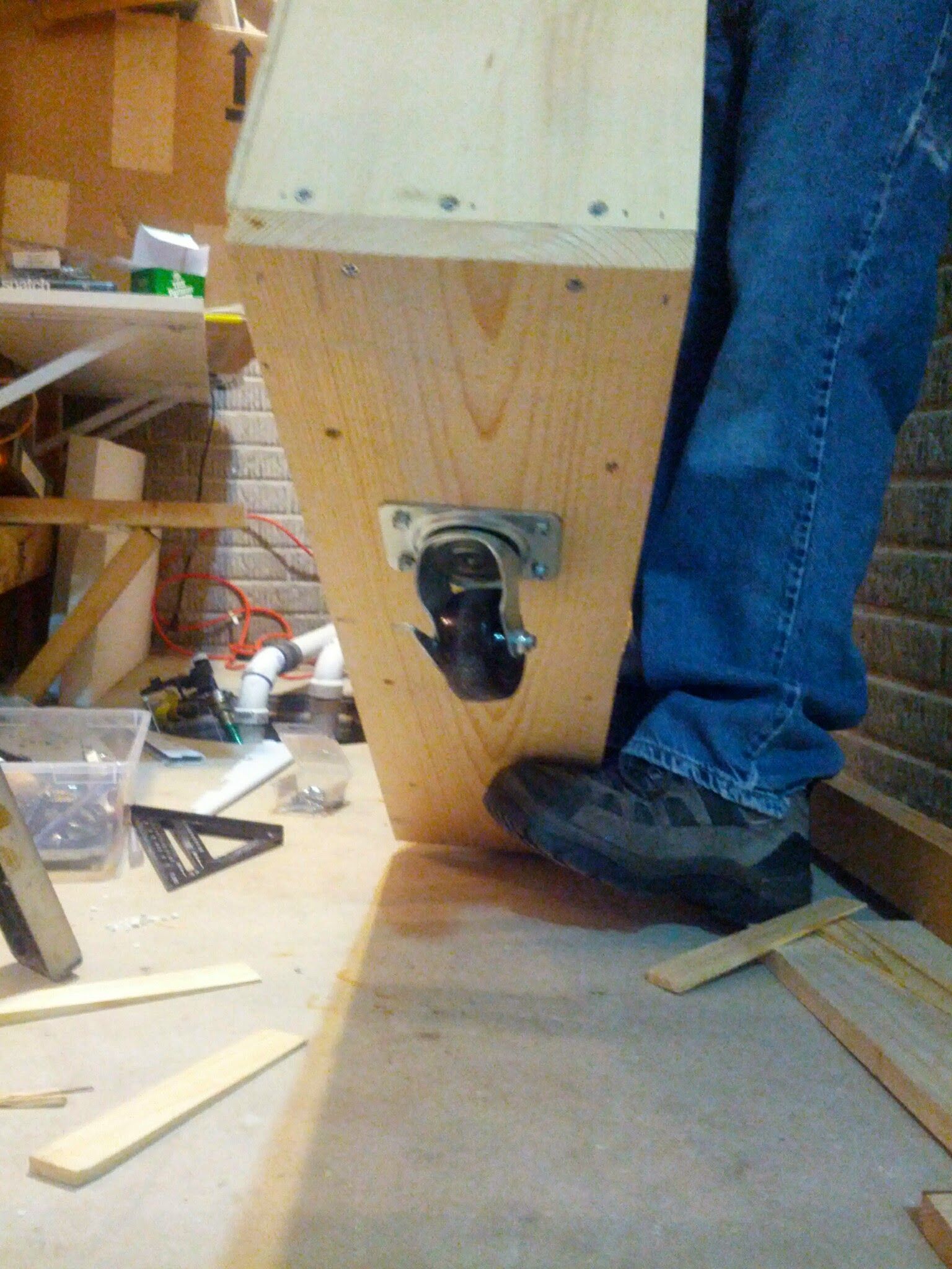 Secret DVD/Bookcase Door : 7 Steps (with Pictures) - Instructables