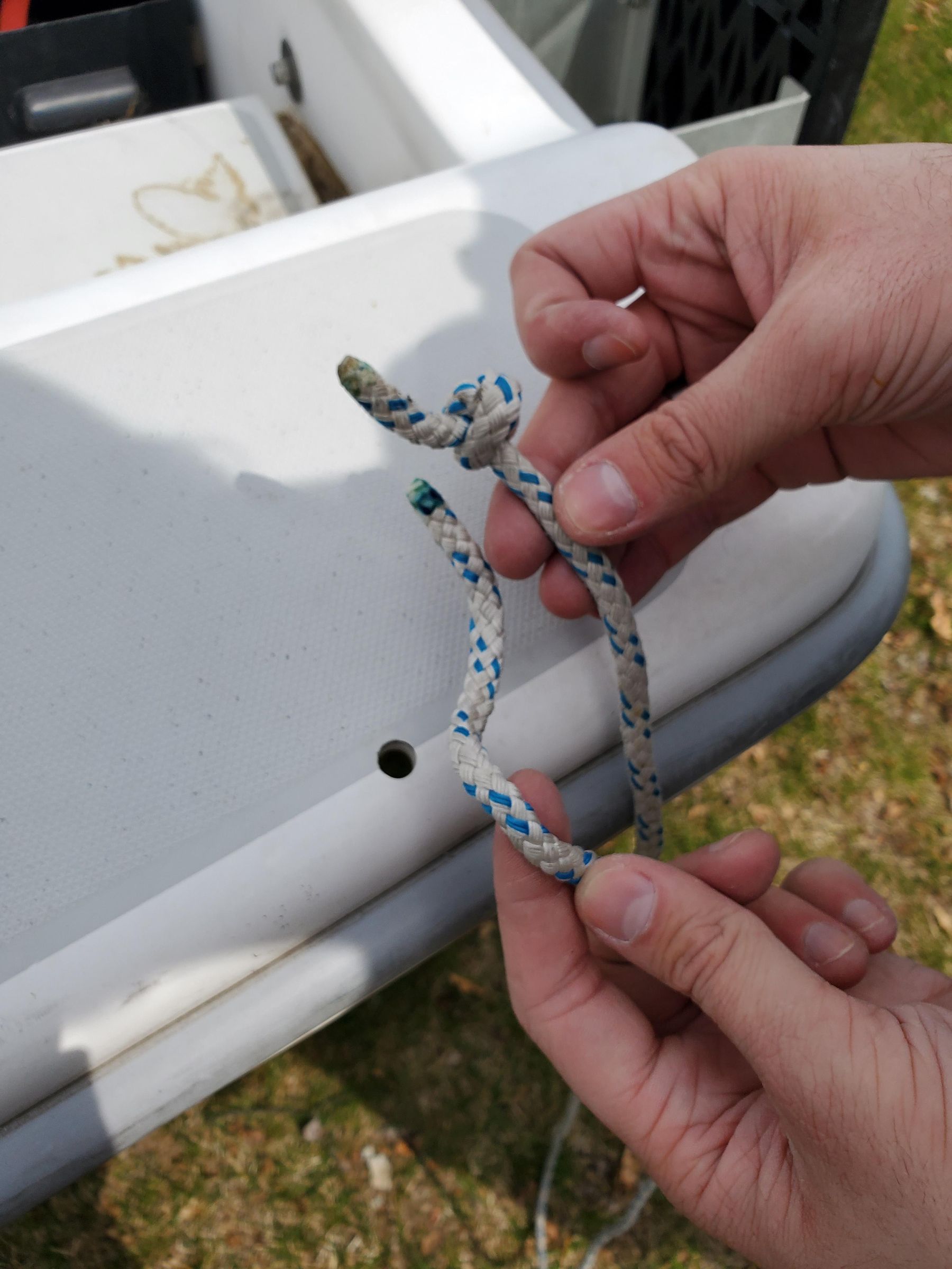 How to Rig a Catalina Capri 16.5 Sailboat : 11 Steps - Instructables