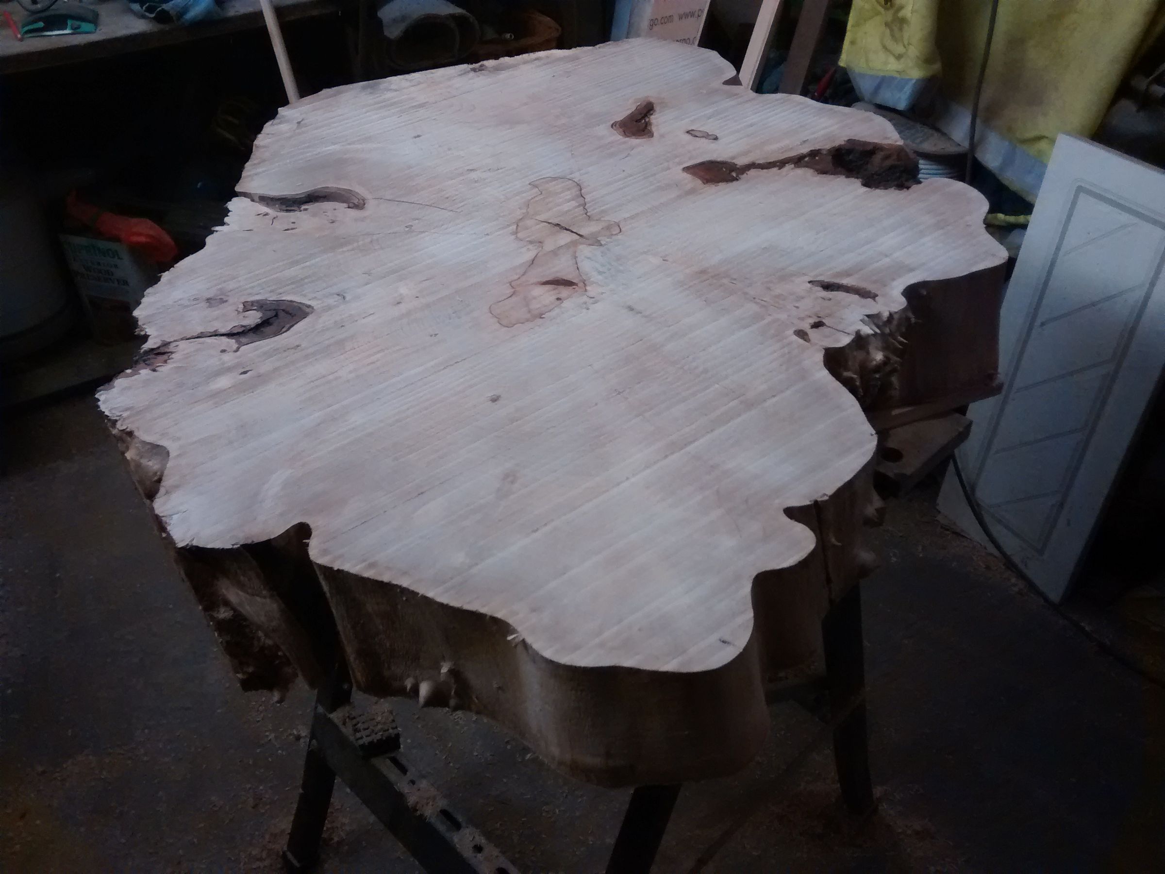 Large Log Slice Table : 9 Steps (with Pictures) - Instructables