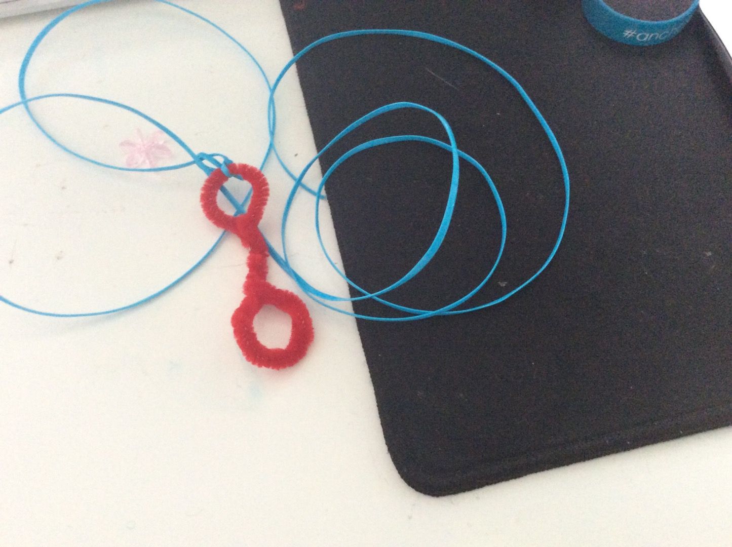 Pipe Cleaner Toy : 8 Steps - Instructables