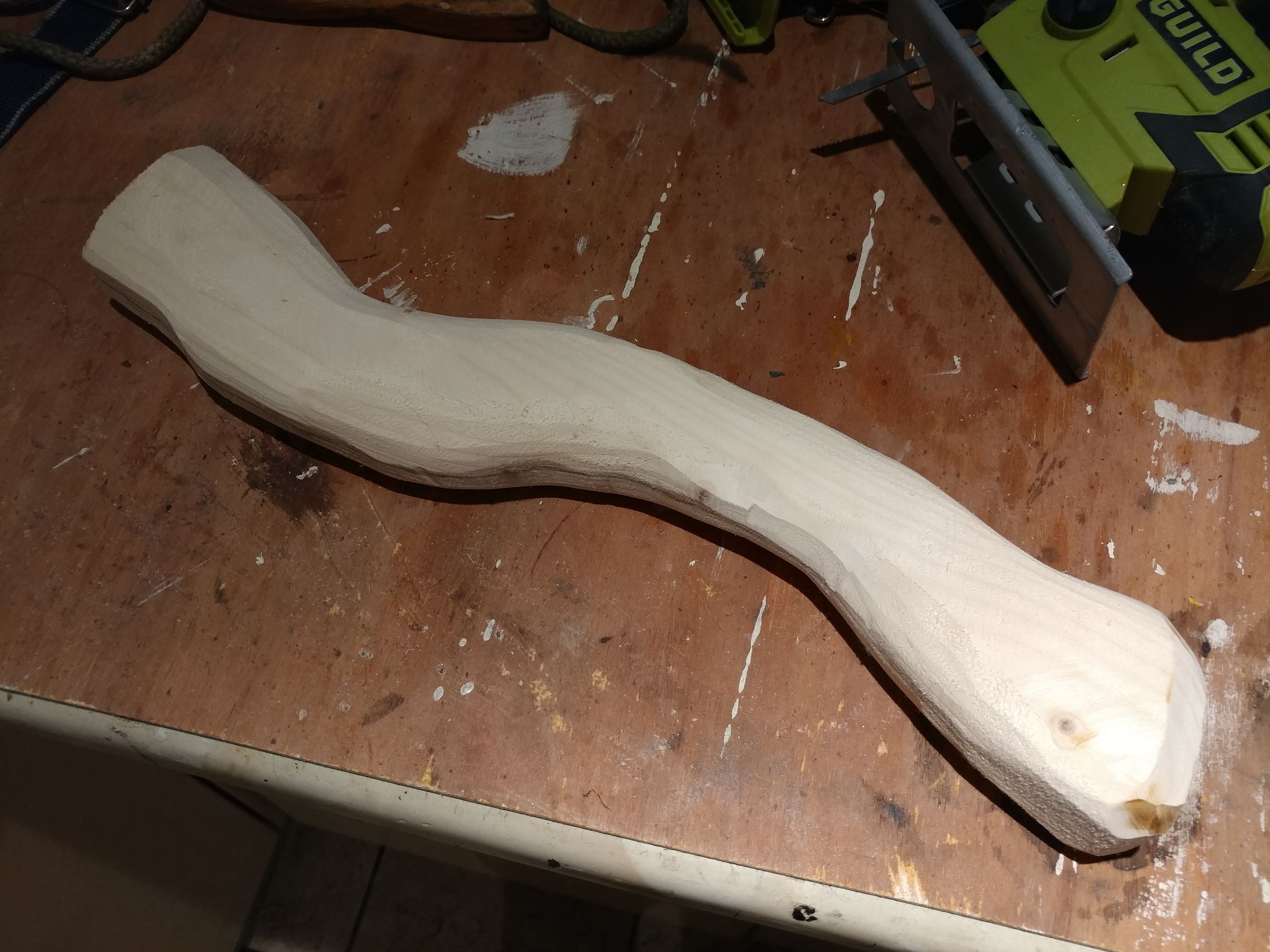 Krieg's Buzz Axe (Borderlands 2) : 8 Steps - Instructables