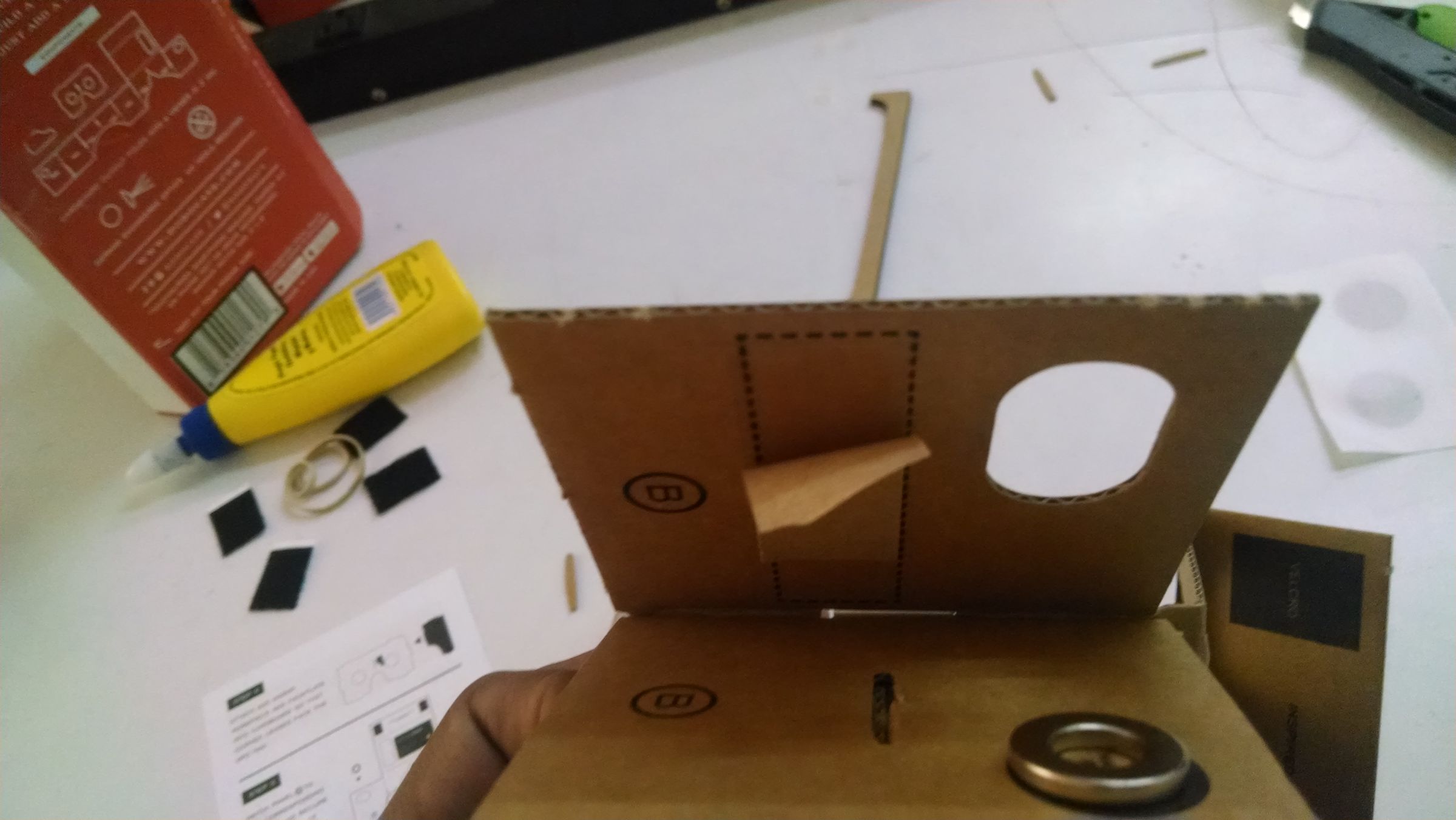 Guía Para Armar Correctamente Unos Dodocase CardBoard De Google : 9 Steps - Instructables