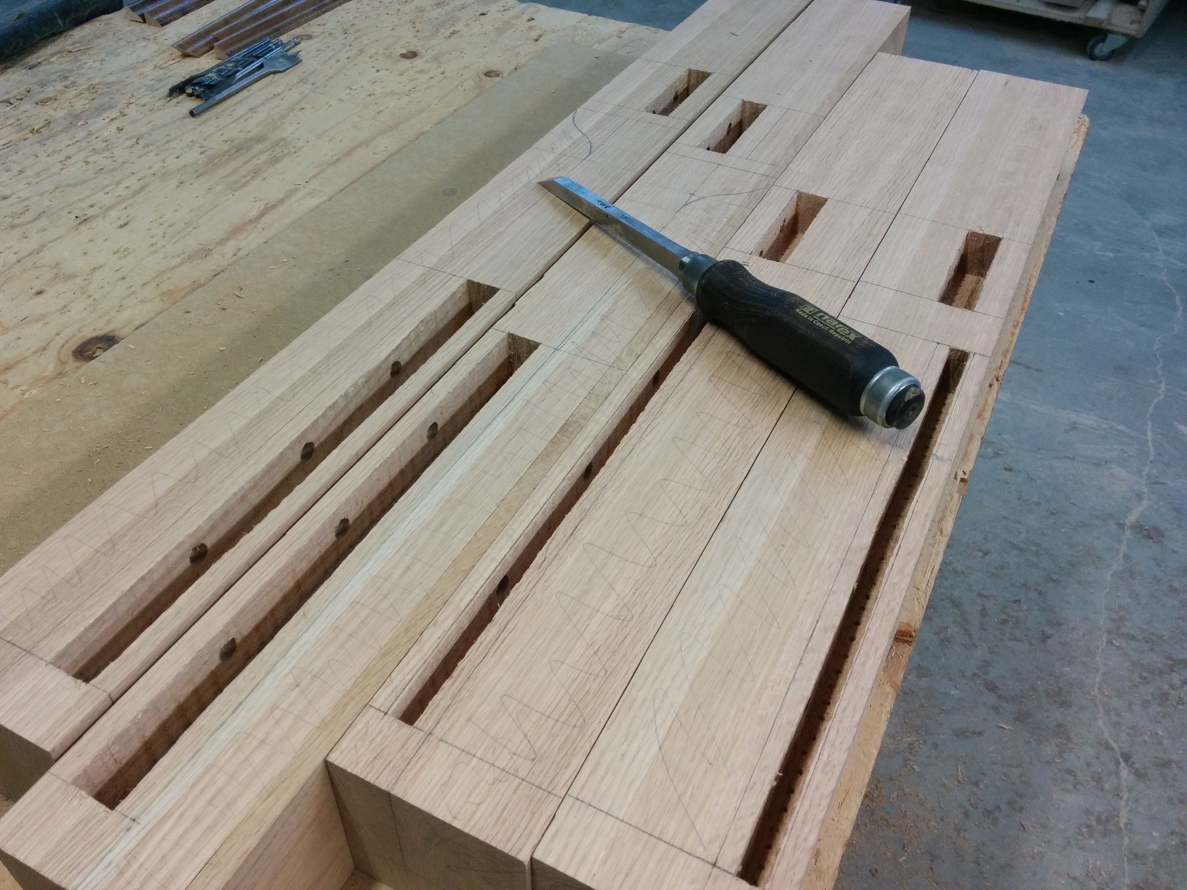 French Style Bed (Roubo) : 27 Steps (with Pictures) - Instructables