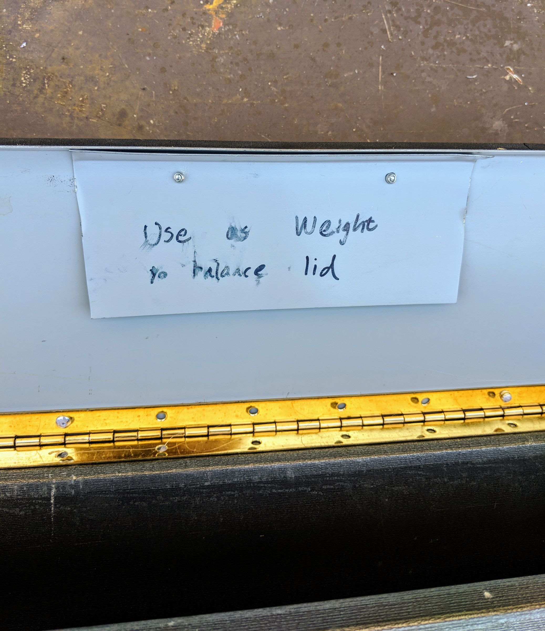Automatic Chicken Feeder With Upcycled Gutter & Metal Pieces : 14 Steps ...