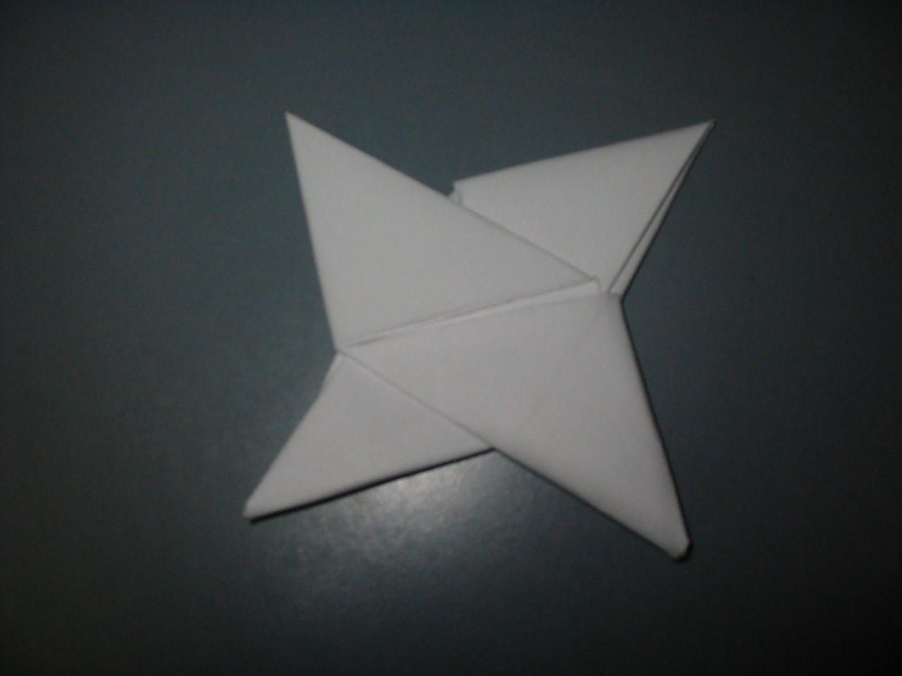 Paper Ninja Star : 8 Steps - Instructables