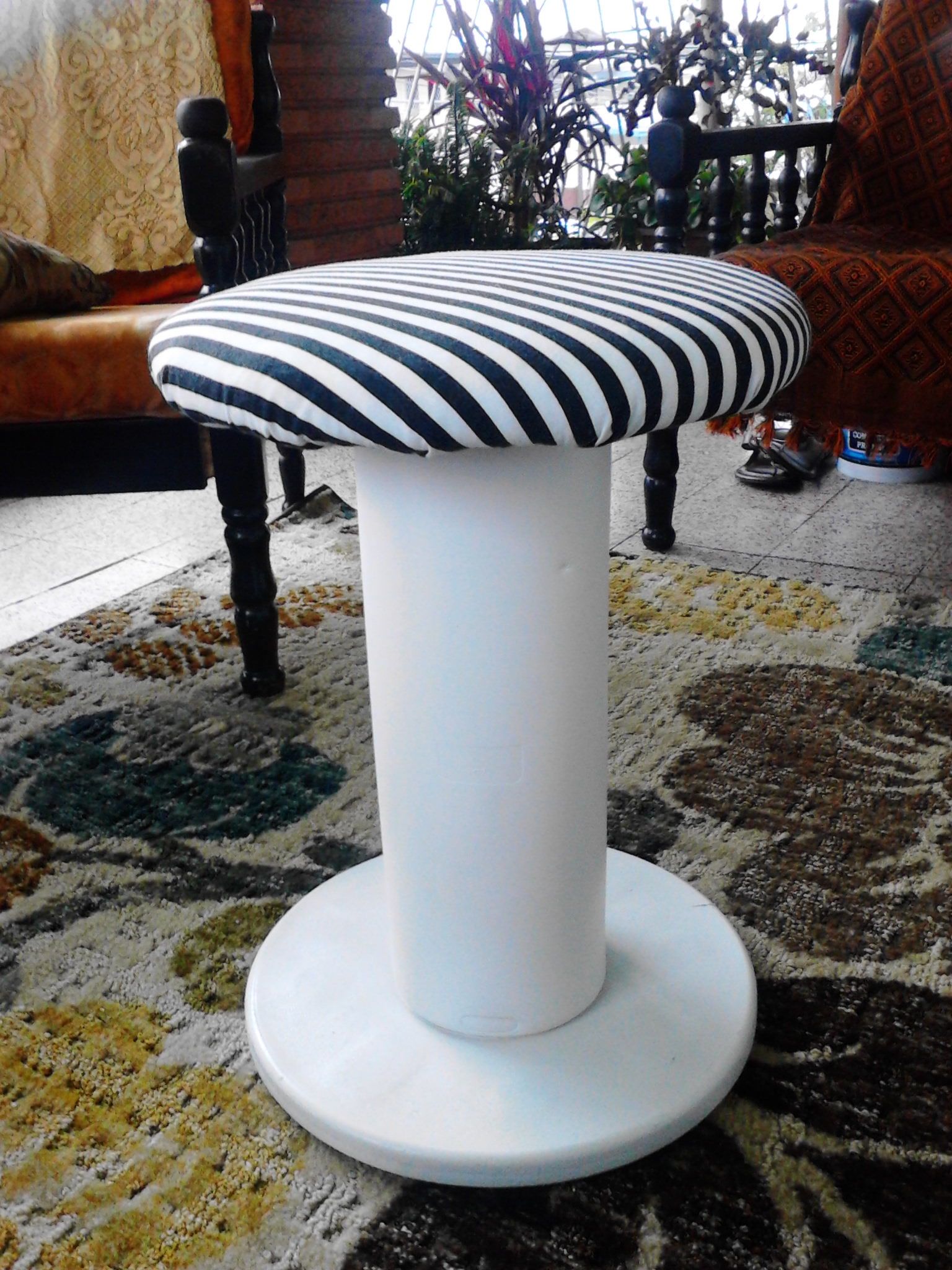 Easy No Sew Diy Round Stool Made From Plastic Spool Thingy : 3 Steps ...