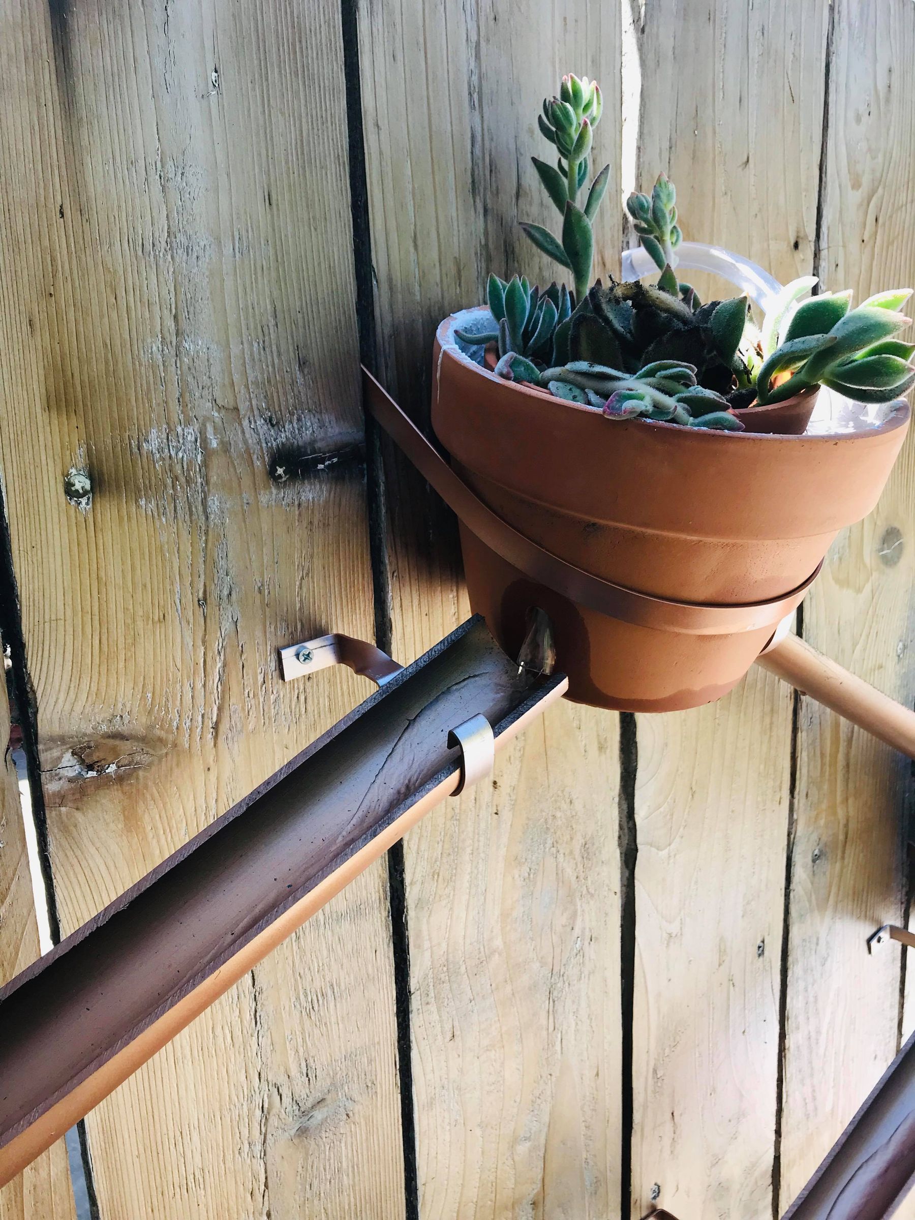 Circulating Self Watering Vertical Planter : 8 Steps (with Pictures ...