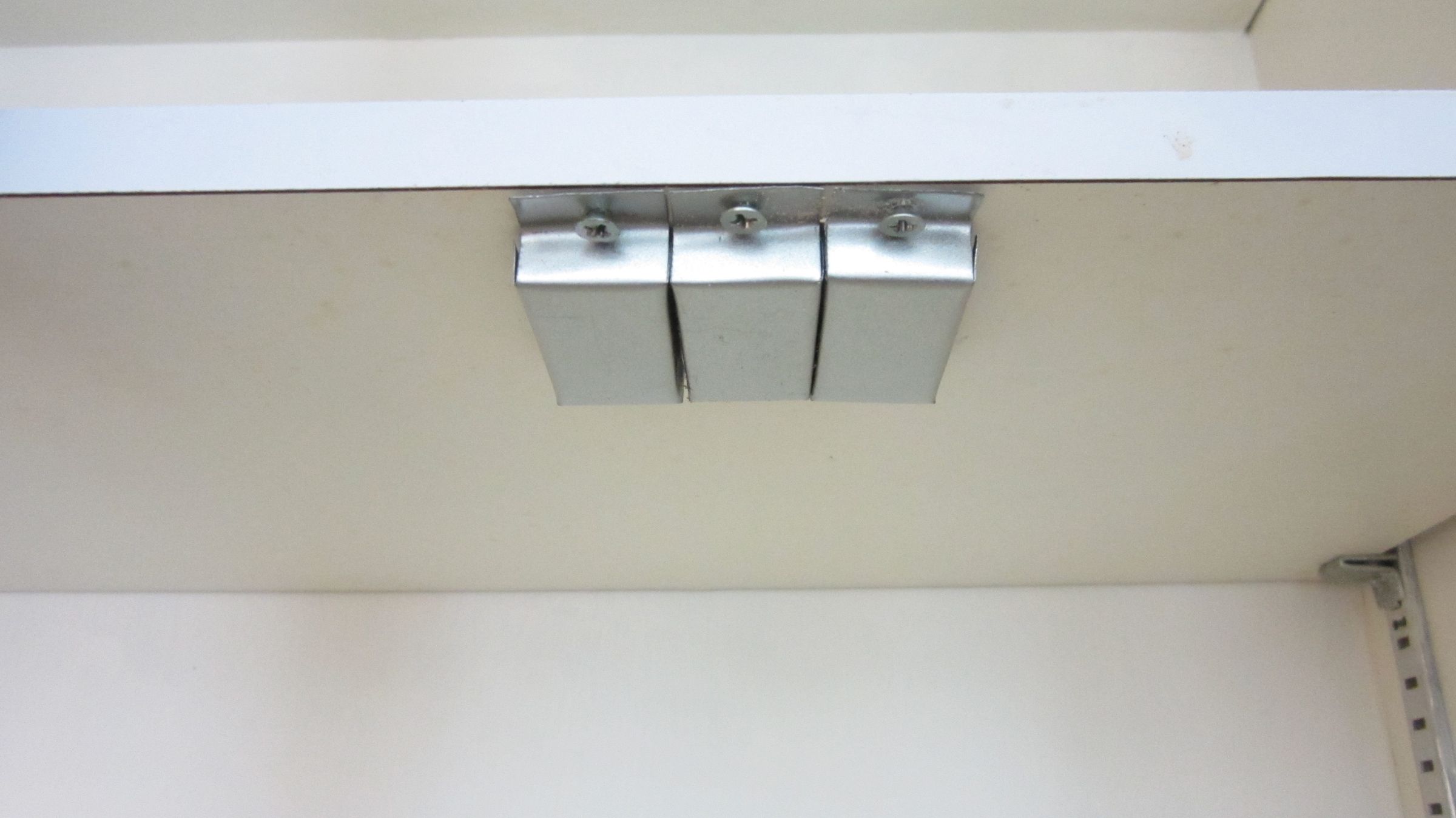 Magnetic Tool Hanger : 12 Steps (with Pictures) - Instructables