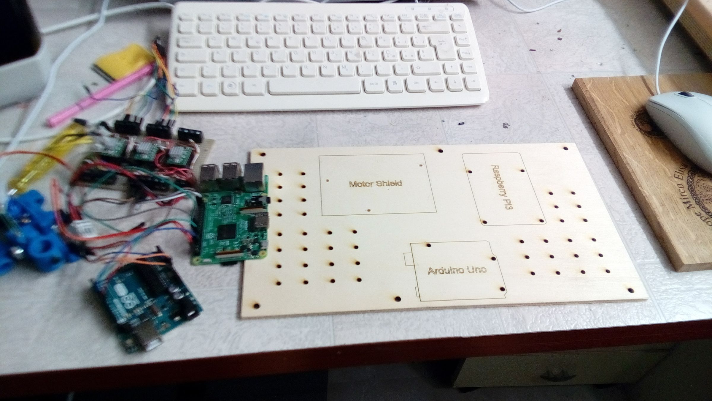 IBoard! Web-controlled Whiteboard : 9 Steps (with Pictures) - Instructables