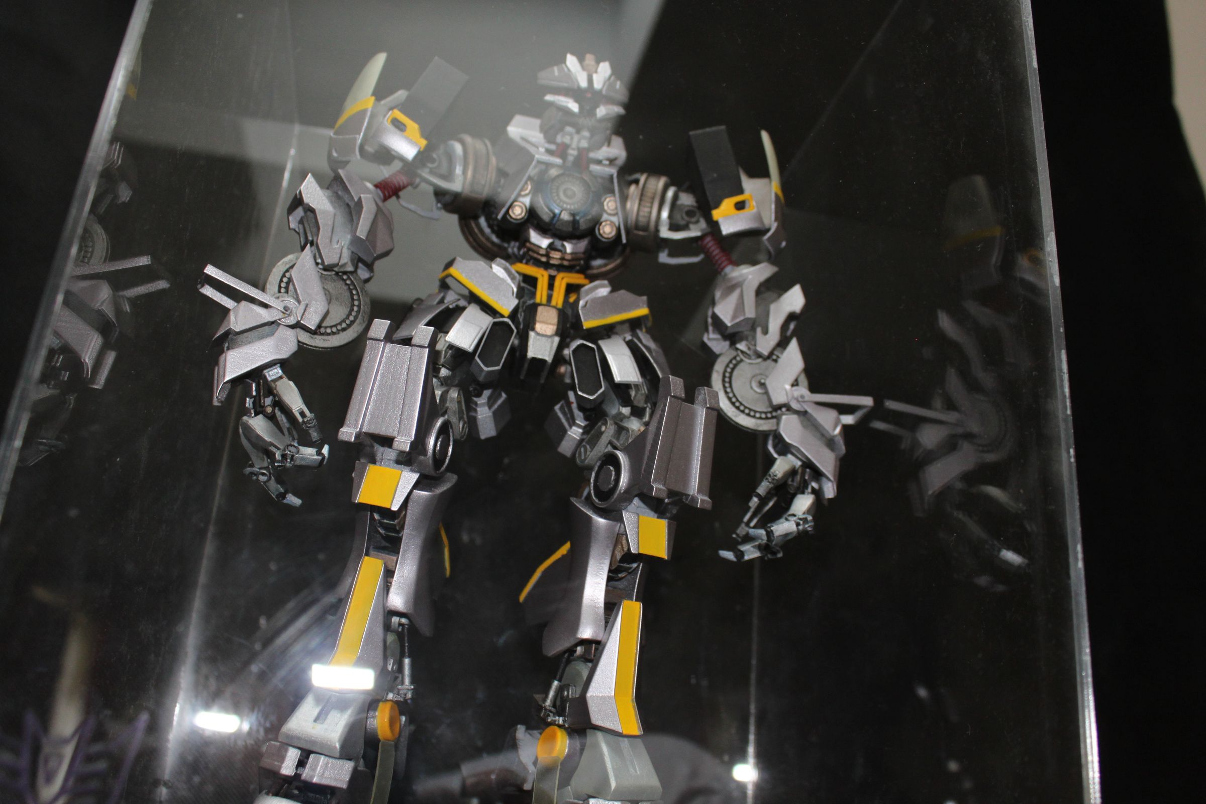 Transformers: Astrotrain : 4 Steps - Instructables