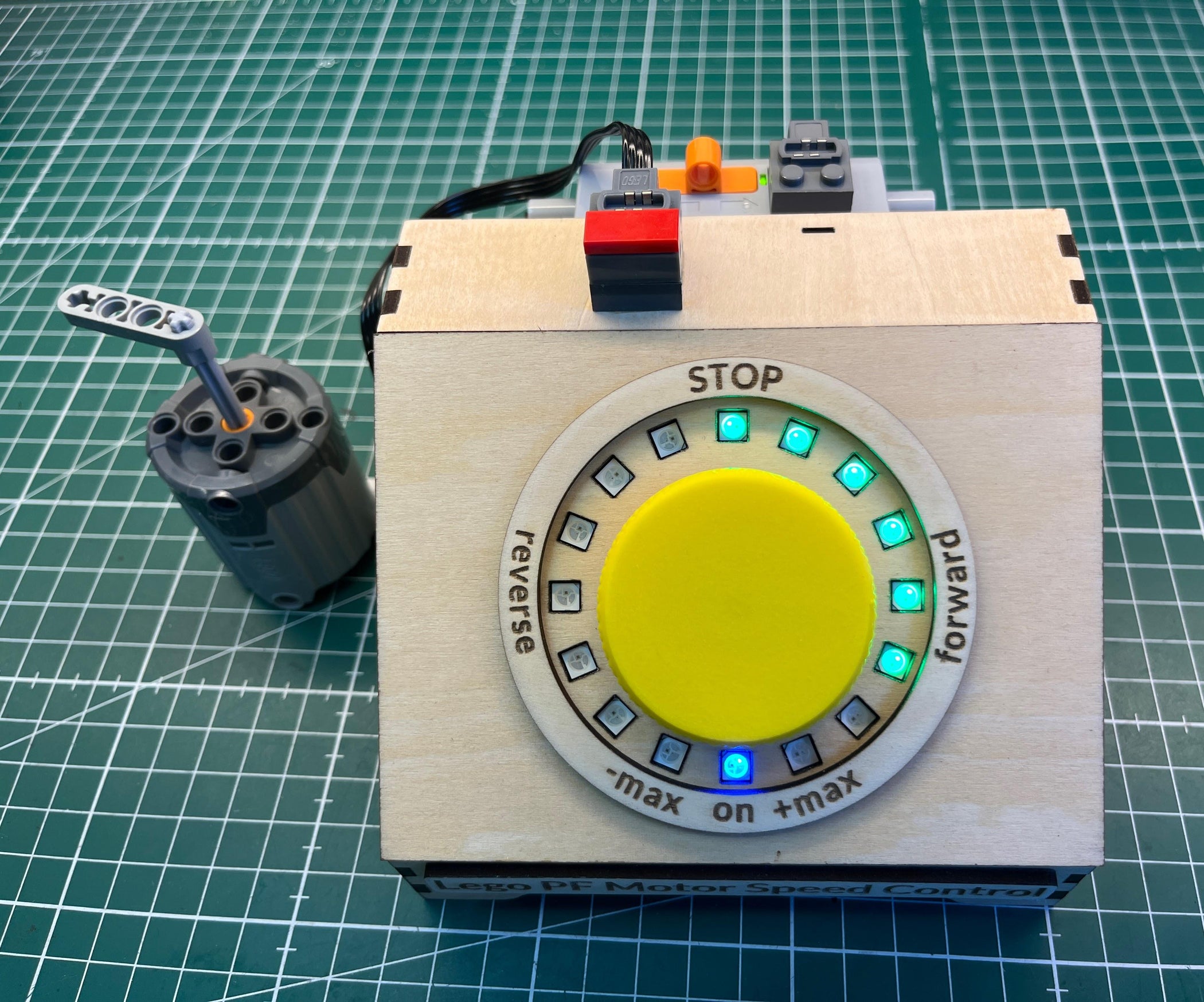 Lego Power Function (PF) Motor Speed Controller With a 16 LED Neopixel Ring and a Rotary Encoder ...