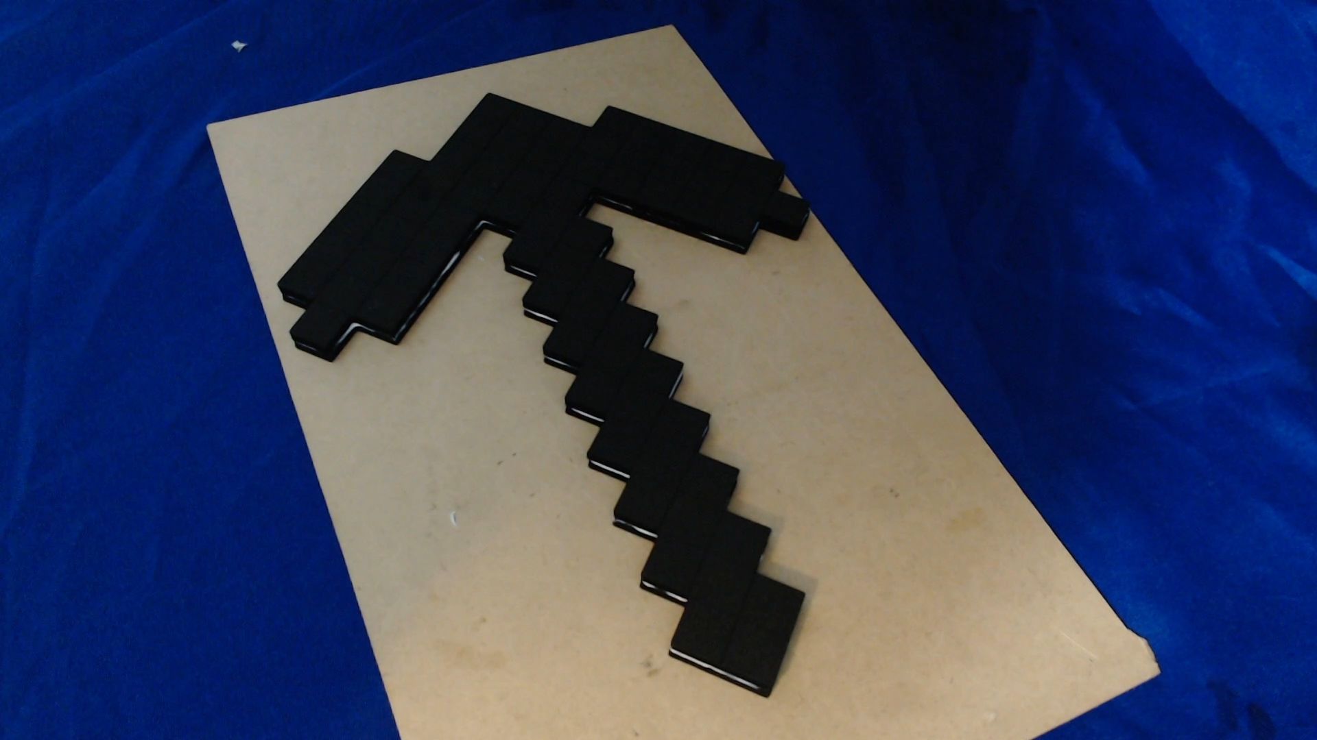 DIY Minecraft Pickaxe Controller : 4 Steps (with Pictures) - Instructables