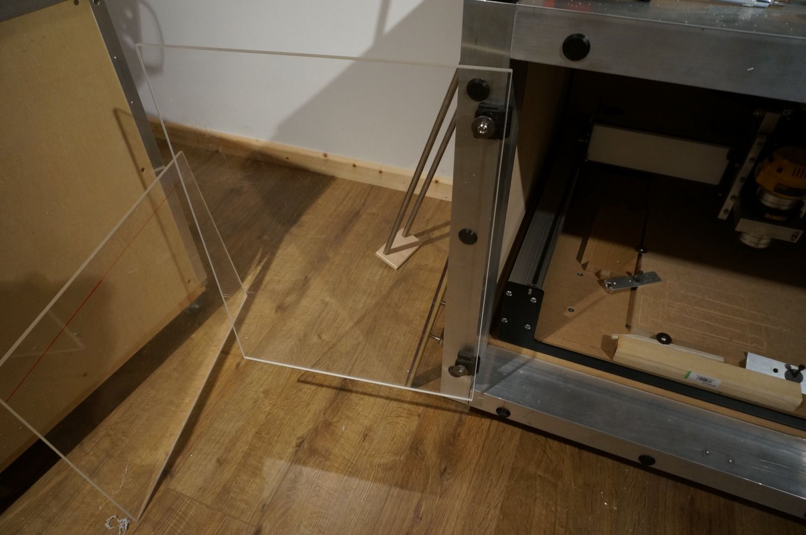 CNC Router Enclosure : 7 Steps (with Pictures) - Instructables