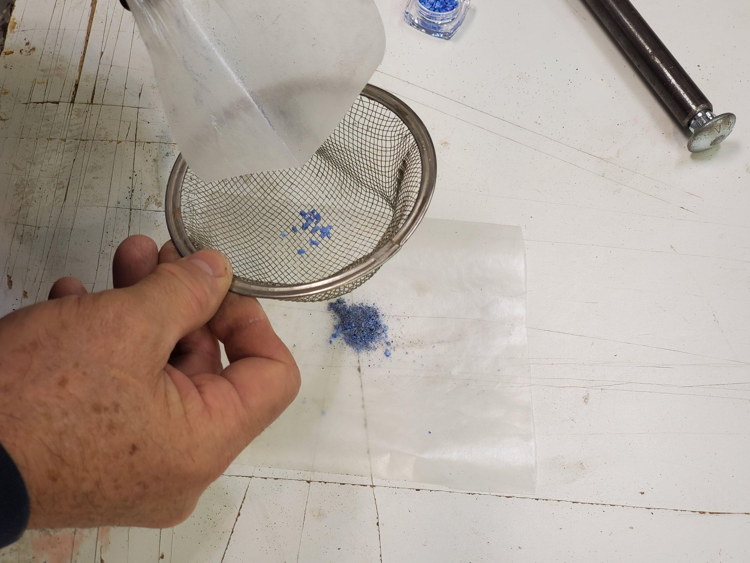 How to Inlay Opal in a Pre-Channeled Ring Using UV Resin : 25 Steps ...