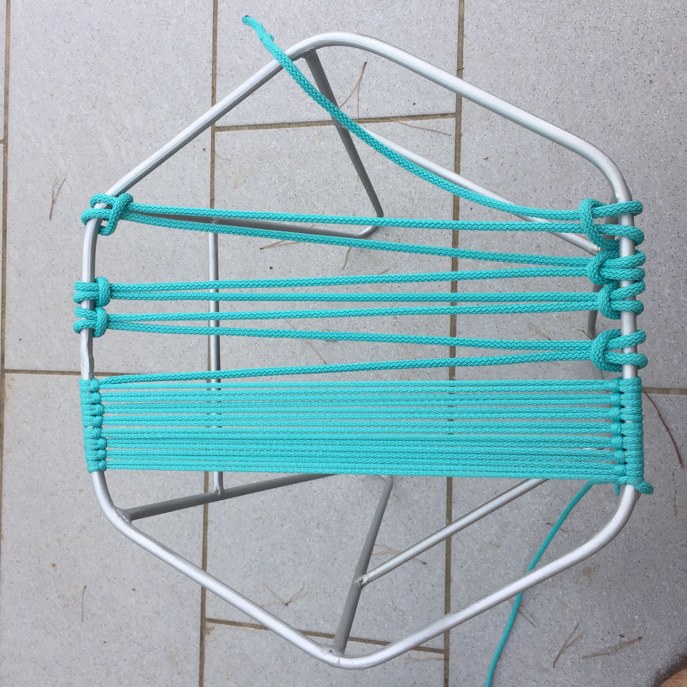 Woven Graphic Stool : 10 Steps (with Pictures) - Instructables