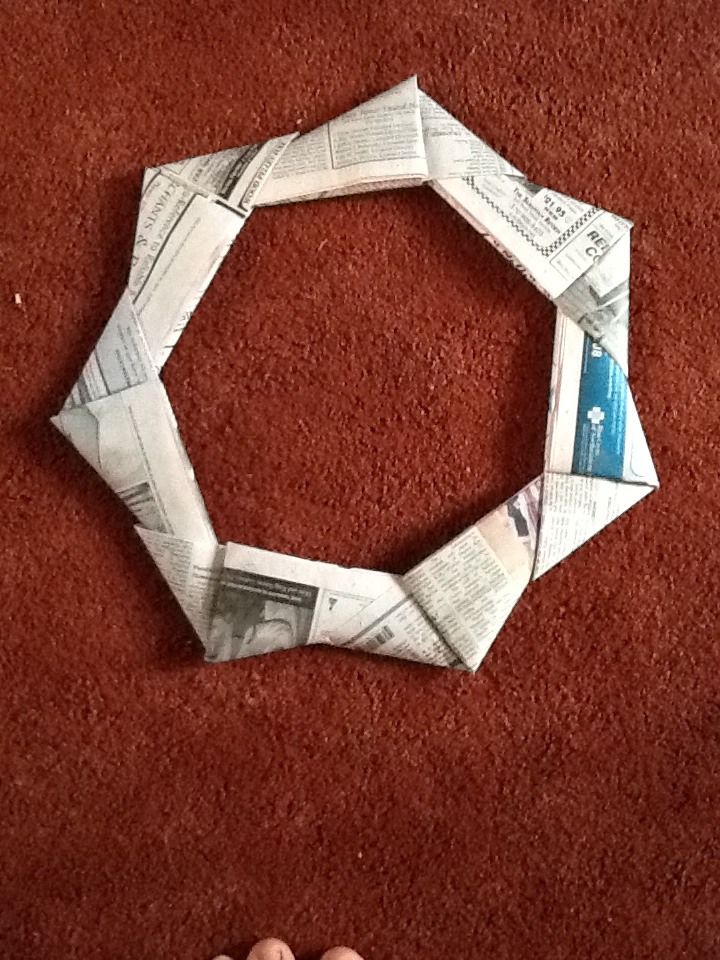 Newspaper Frisbee : 4 Steps - Instructables