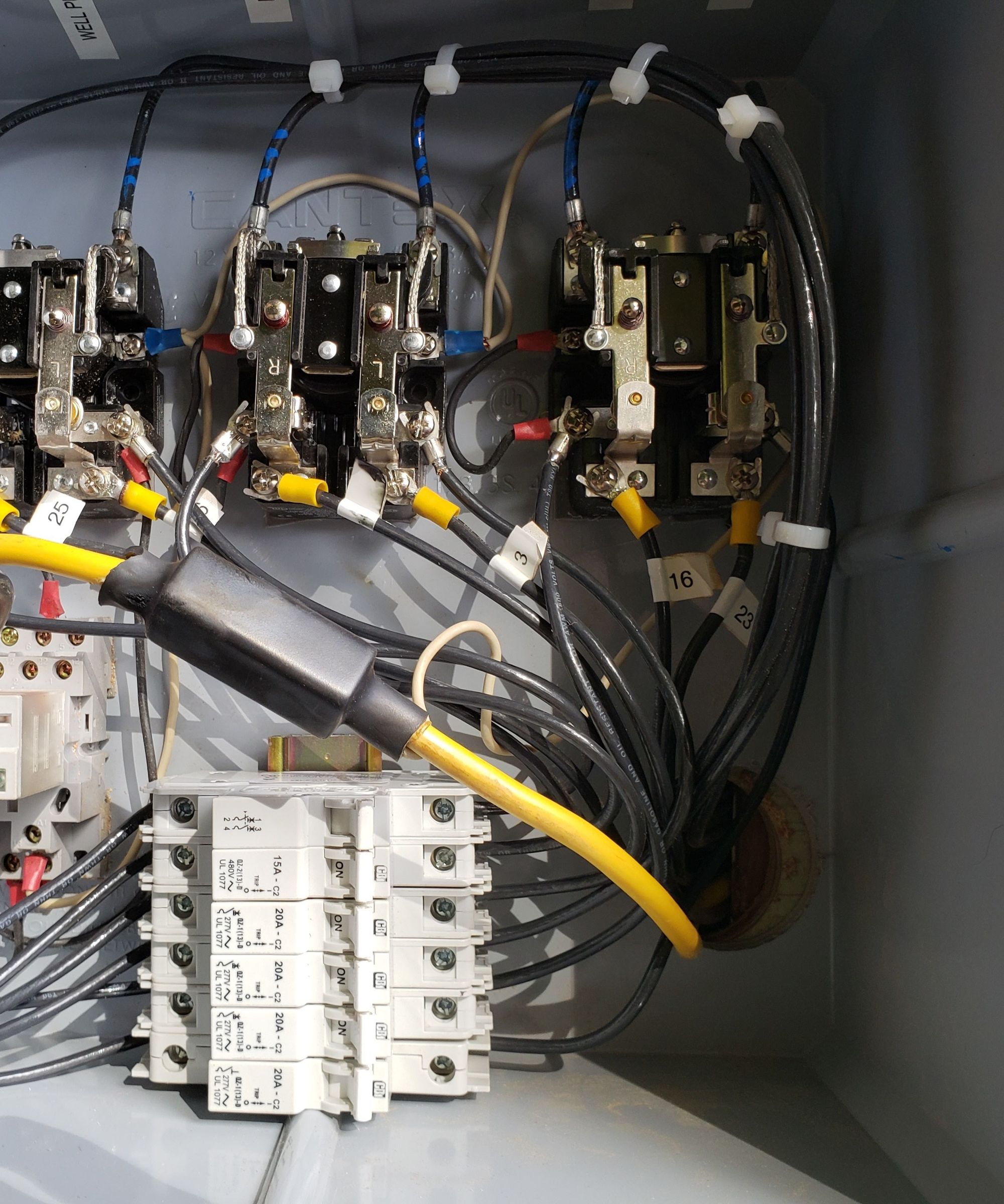 Automatic Generator Transfer Switch : 7 Steps - Instructables