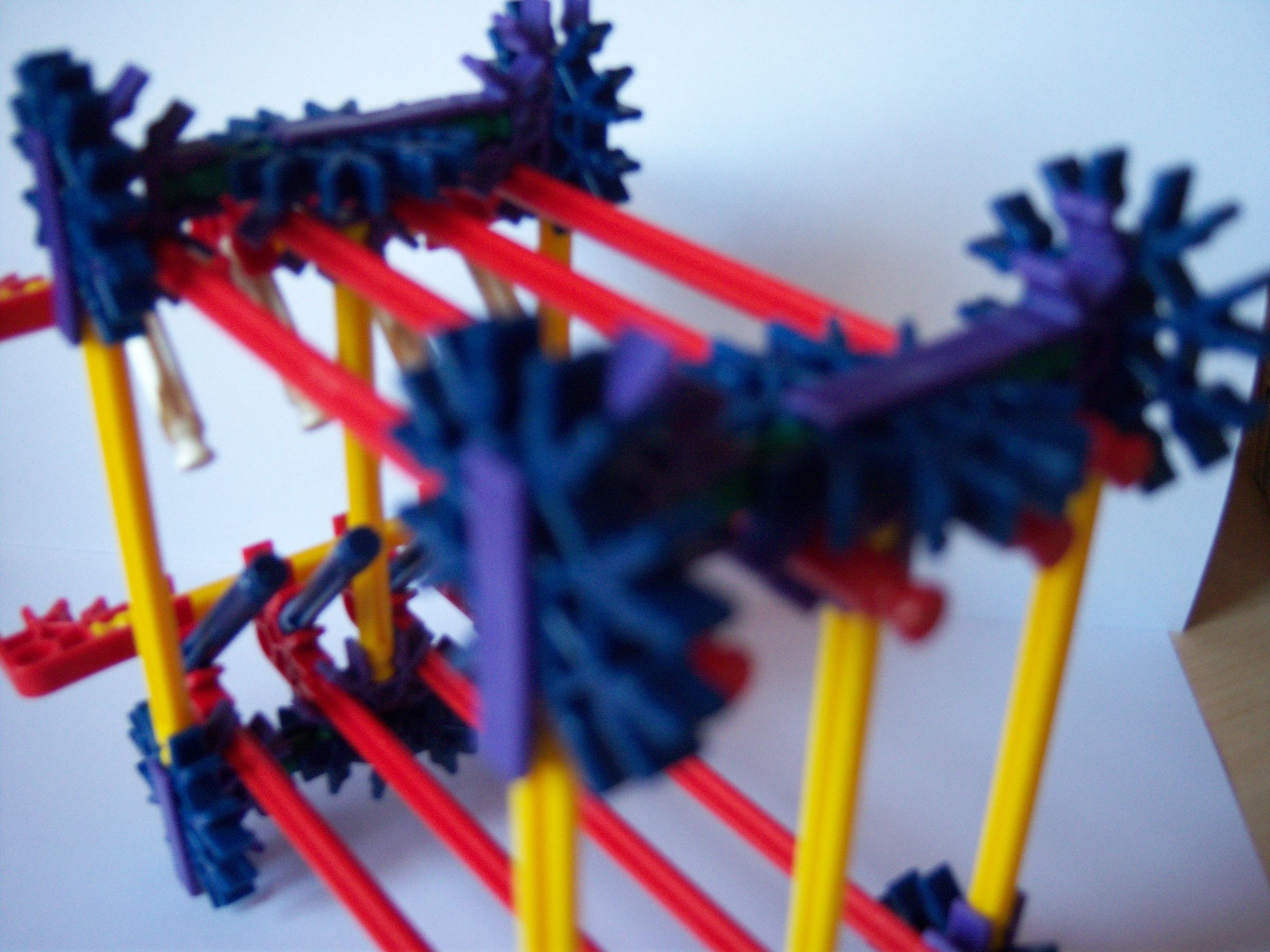 Knex Portable Hard Drive Stand : 6 Steps - Instructables