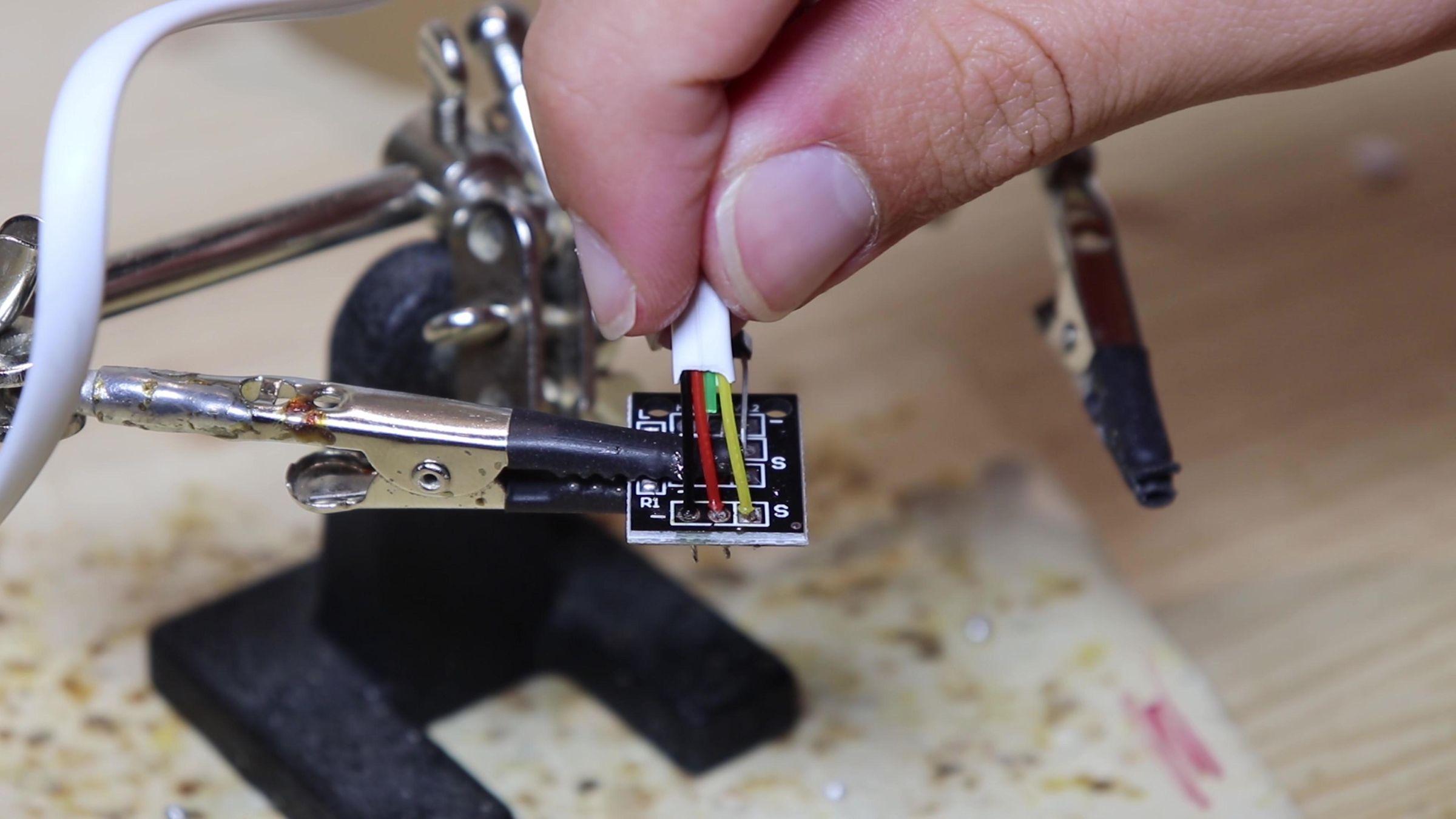 DIY Arduino Rain Gauge : 12 Steps (with Pictures) - Instructables