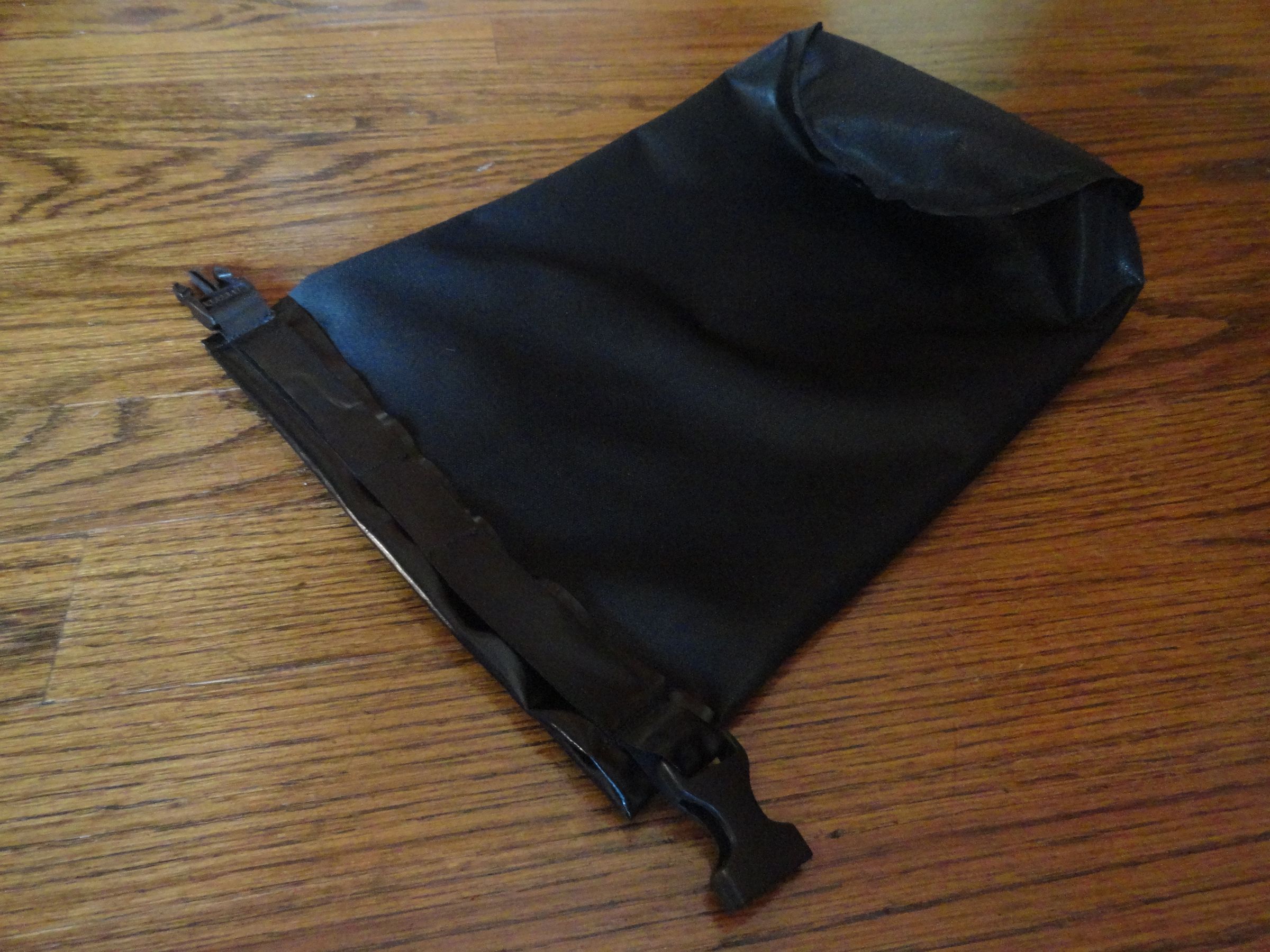 Dry Bag : 7 Steps (with Pictures) - Instructables