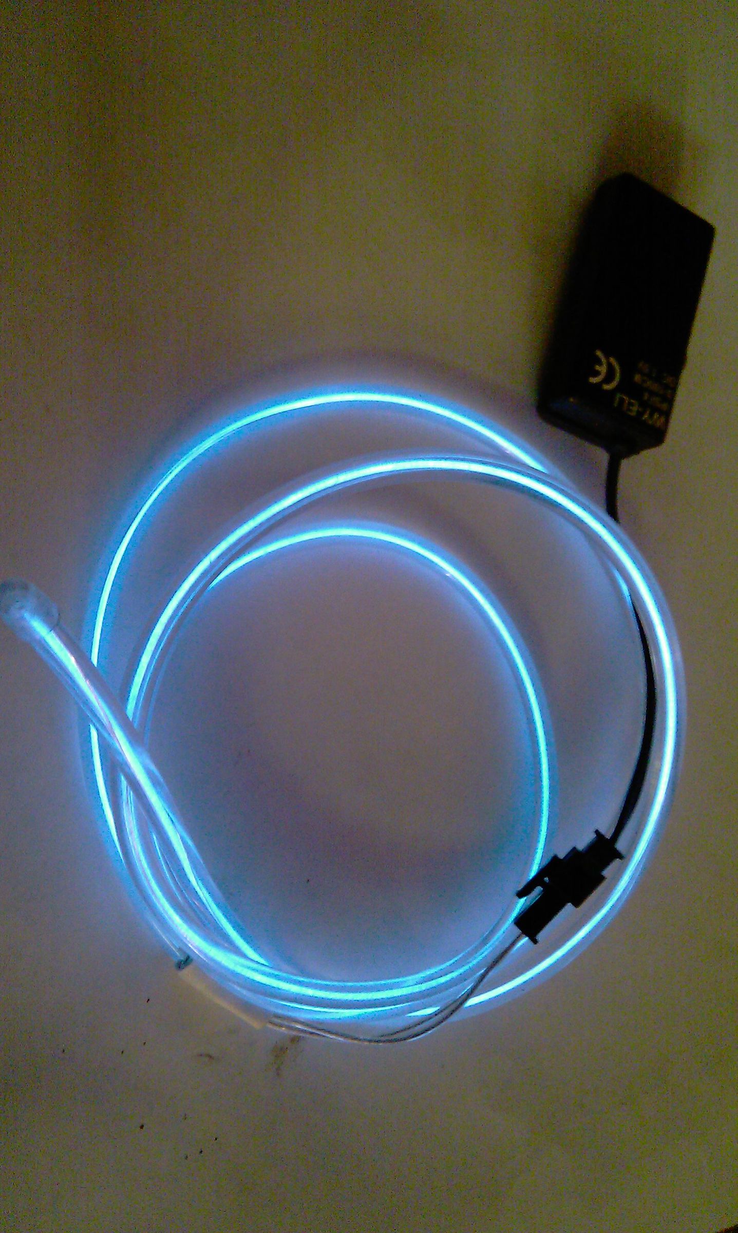 The Full "How To" Manual for EL (Electroluminescent) Wire : 7 Steps (with Pictures) - Instructables