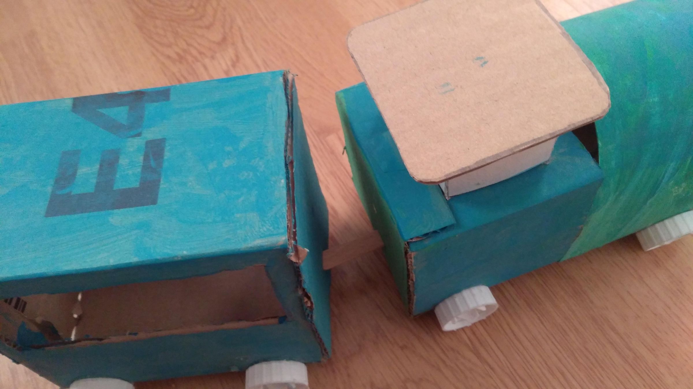Small Cardboard Train : 12 Steps (with Pictures) - Instructables