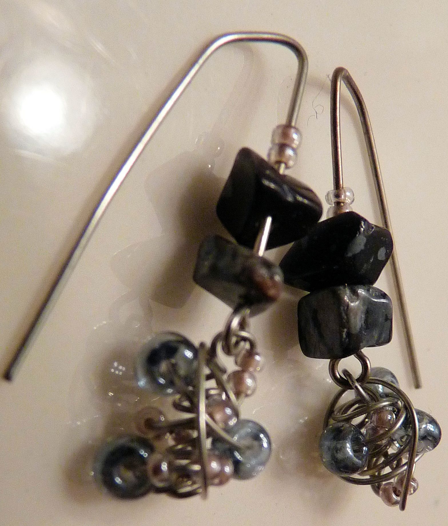 Post Earrings From Wire and Beads : 4 Steps (with Pictures) - Instructables