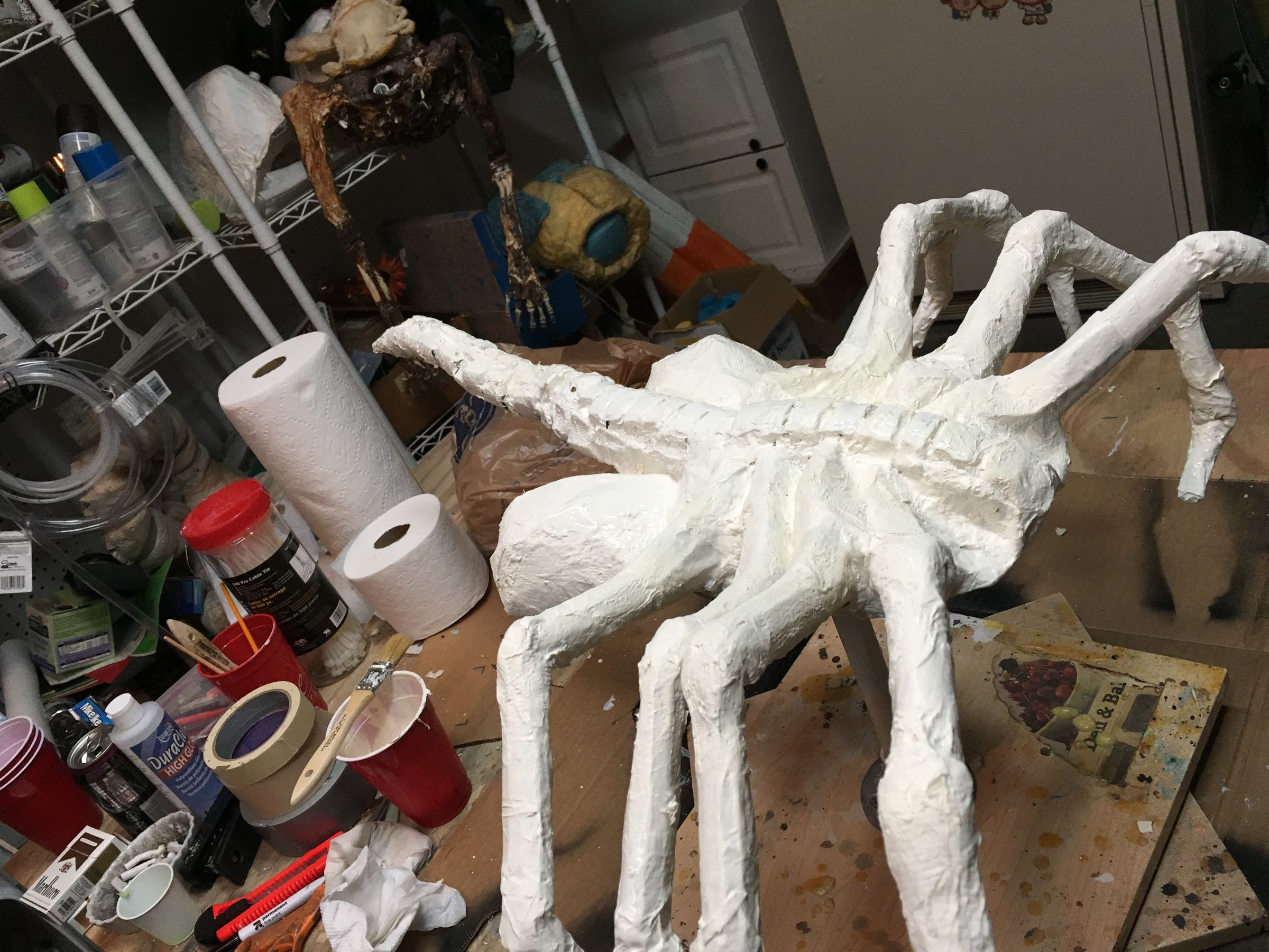 DIY Facehugger Halloween Decoration : 10 Steps (with Pictures ...