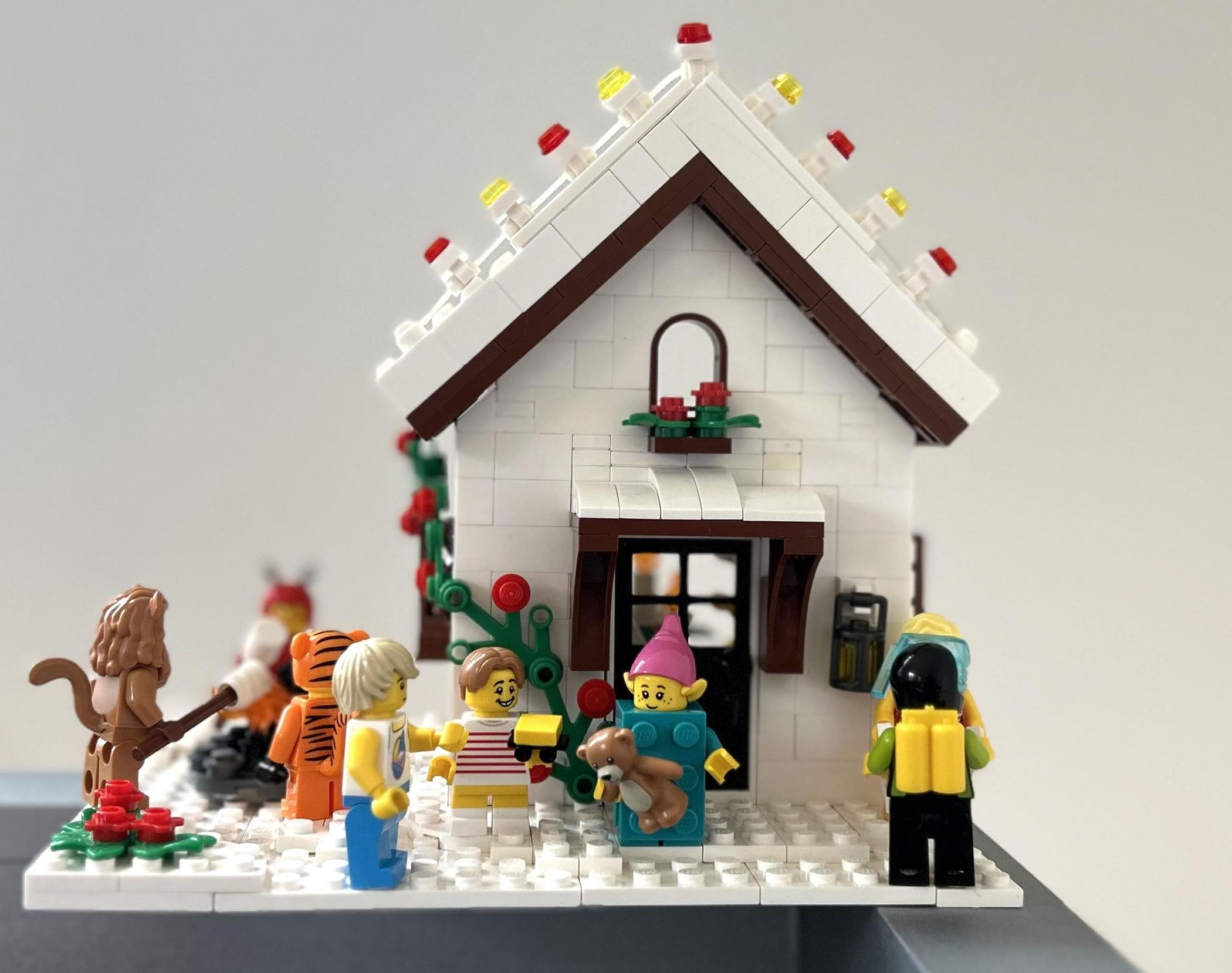 How to Build My LEGO Holiday House in Seven Steps. No Instructions ...