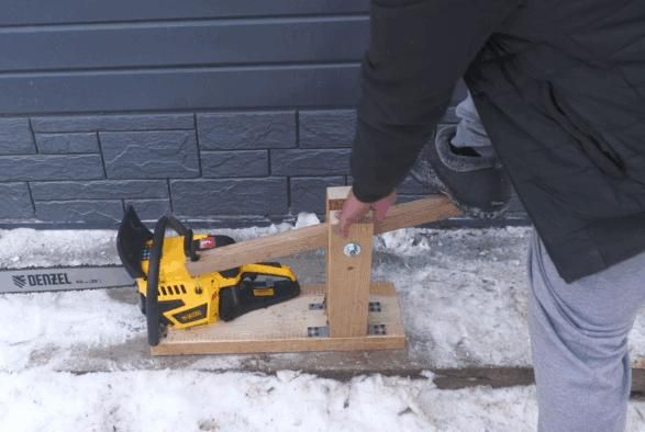 Chainsaw Attachment : 7 Steps - Instructables