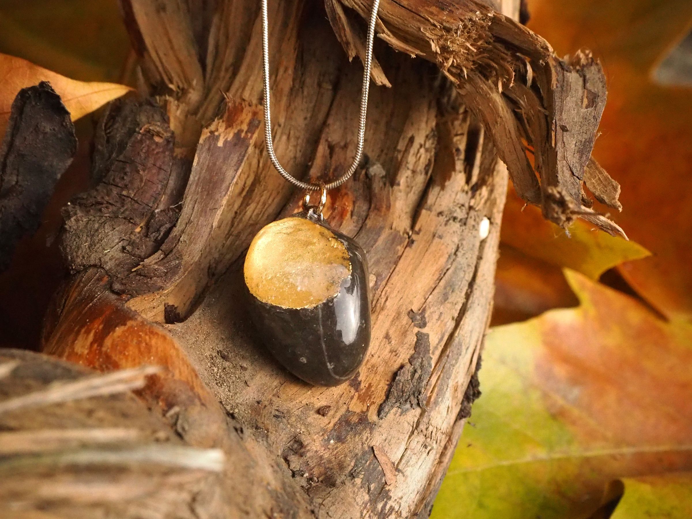 Half-Glass Stone Pendants : 10 Steps (with Pictures) - Instructables