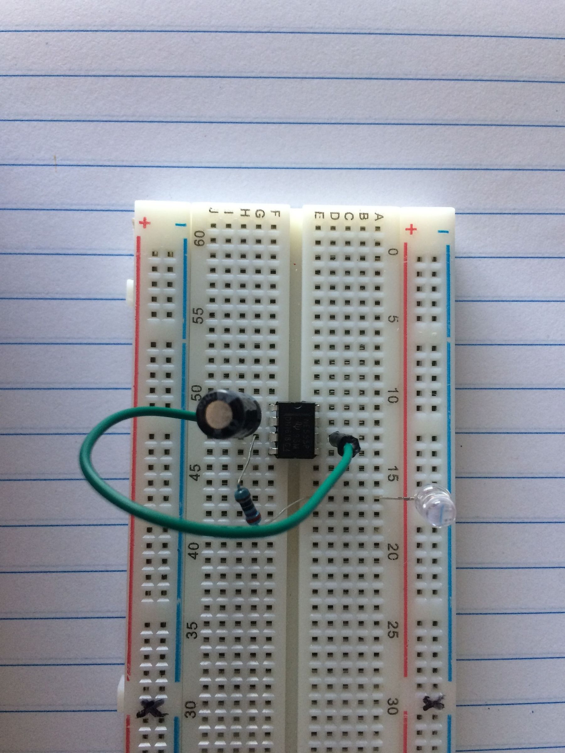 555 Timer Blink Circuit! : 9 Steps (with Pictures) - Instructables