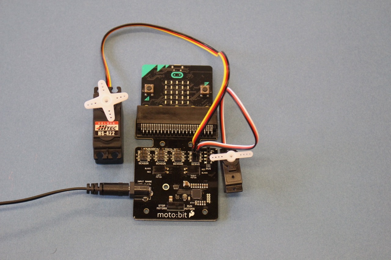 How to Run Servo Motors Using Moto:bit With Micro:bit : 7 Steps (with ...