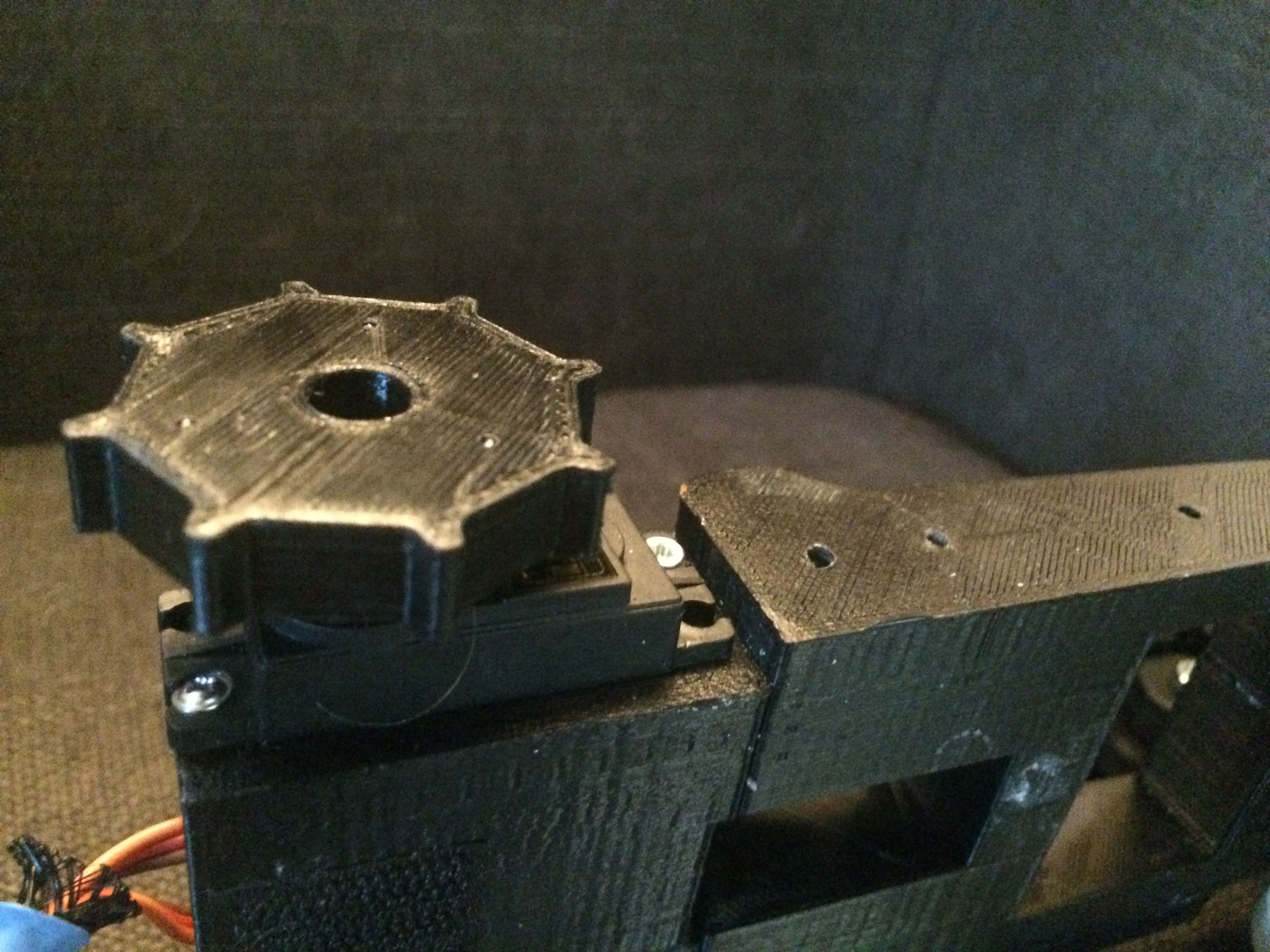 3D Printed Servo Driven Tracked Rover W/suspensions (self Tightning ...