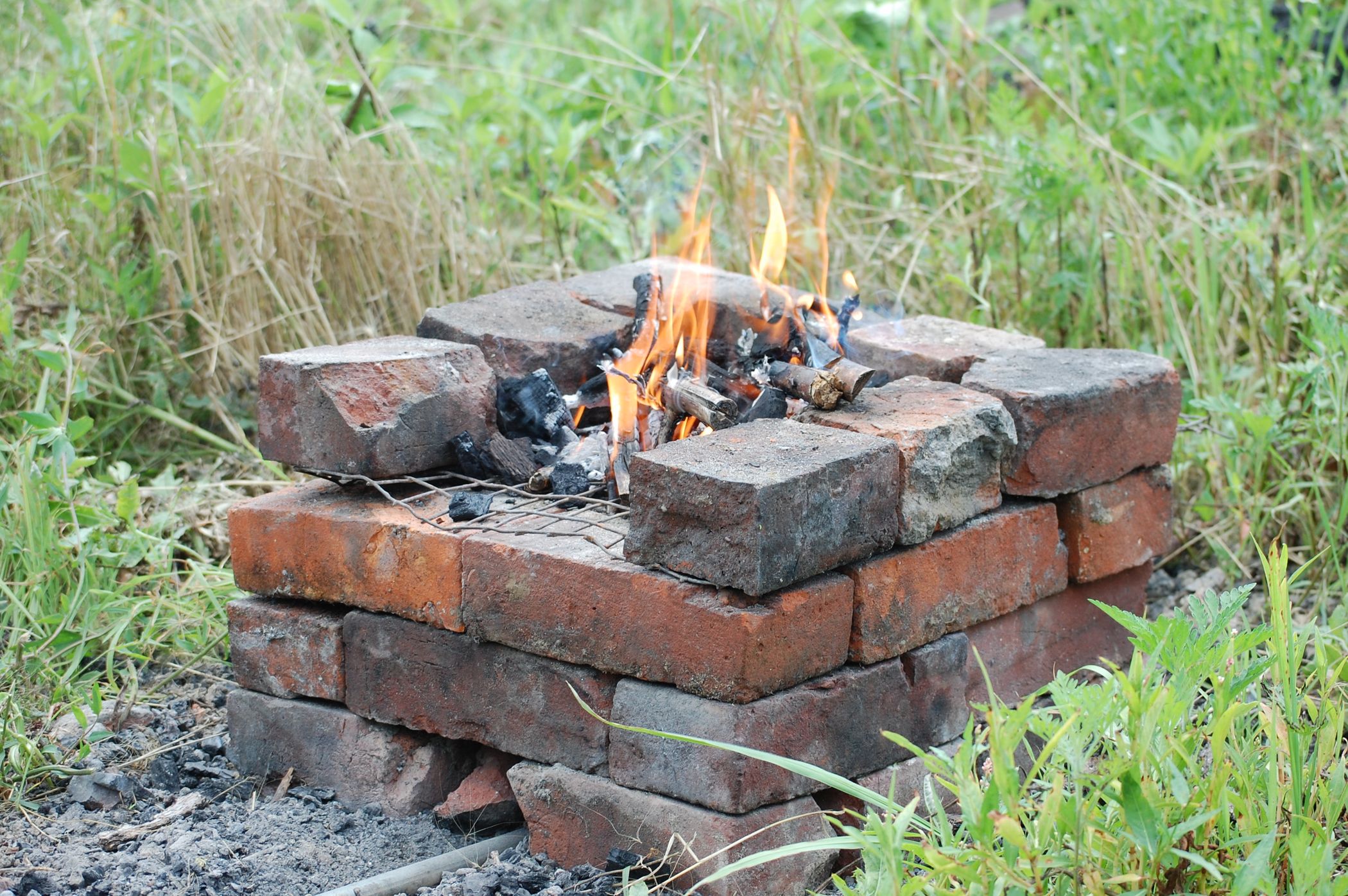 Simple Forge From Red House Bricks : 10 Steps (with Pictures ...
