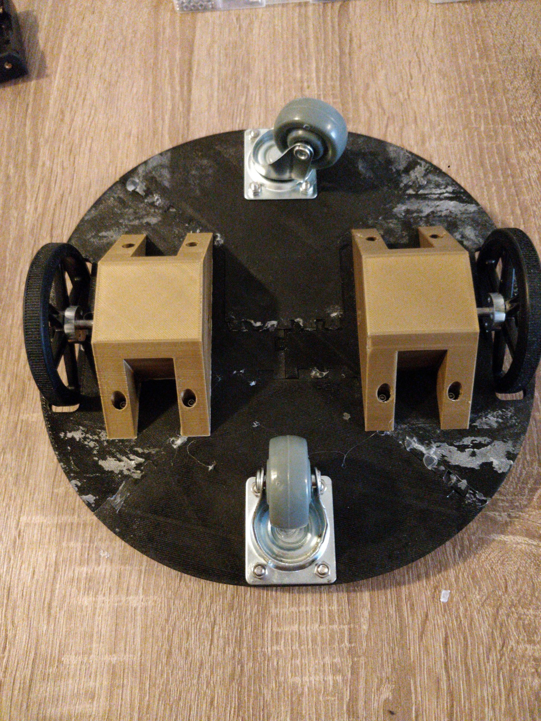 Building a Moving Platform Robot From Scratch : 12 Steps (with Pictures ...