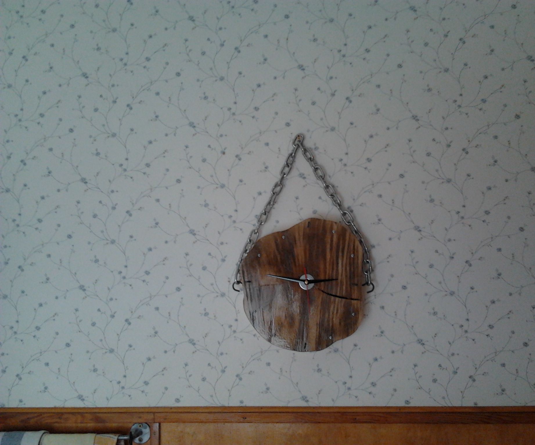 Handmade Clock Made of Wood Disc (rings) : 3 Steps (with Pictures ...