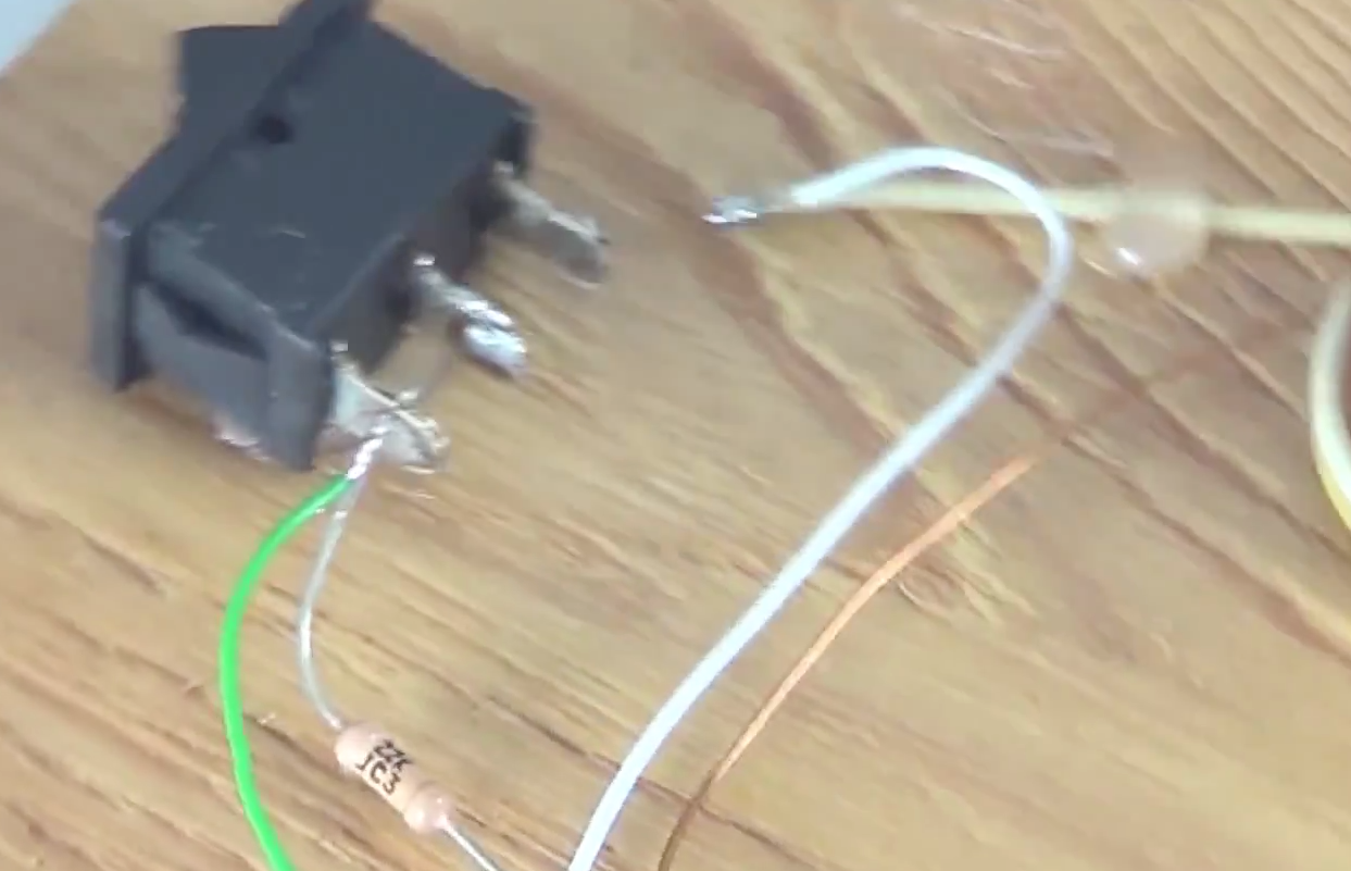 How to Make a Mini Tesla Coil 9V : 11 Steps - Instructables