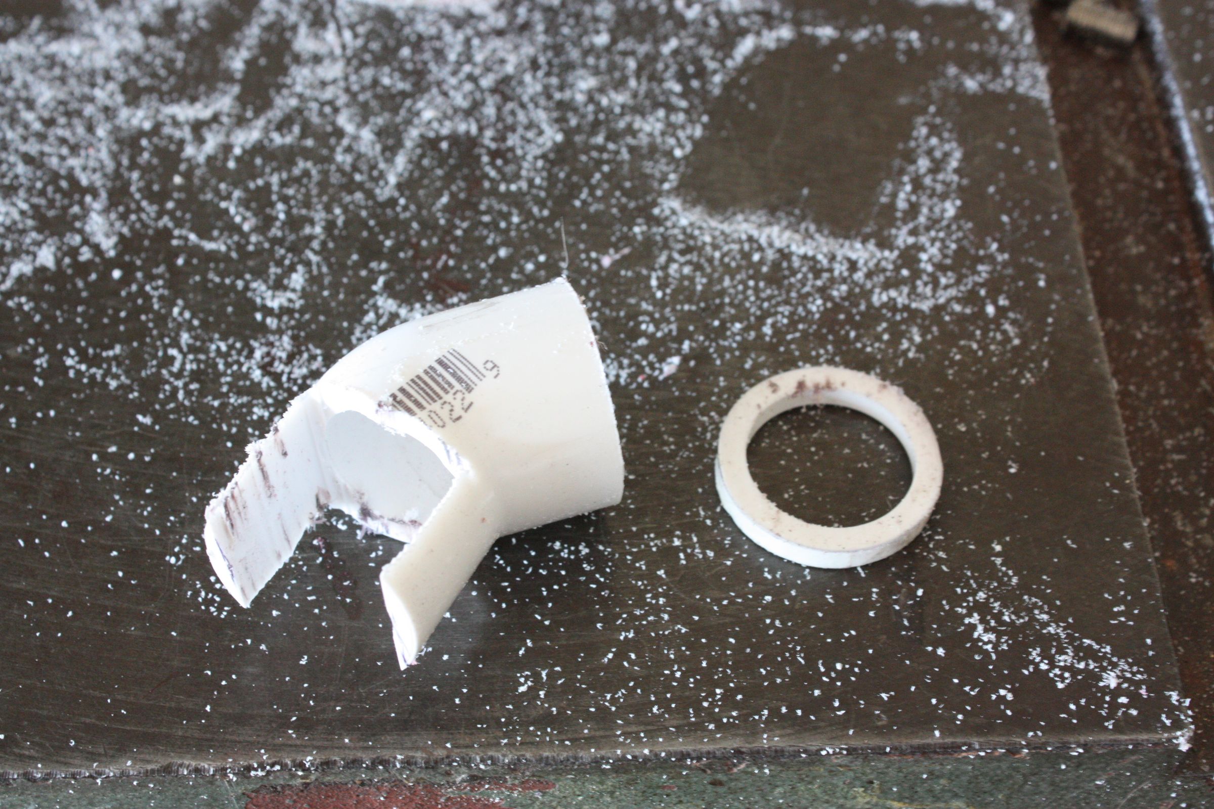 Movable PVC Joints for Halloween Props : 11 Steps (with Pictures ...