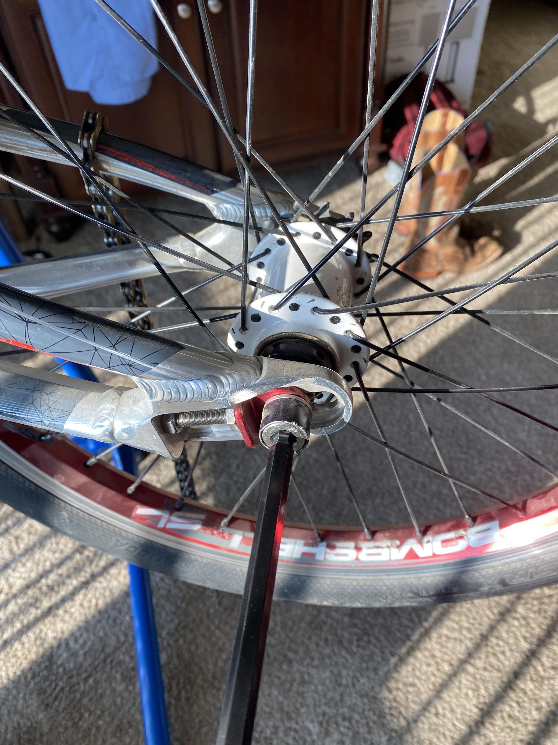 How to Disassemble a BMX Bike : 10 Steps - Instructables